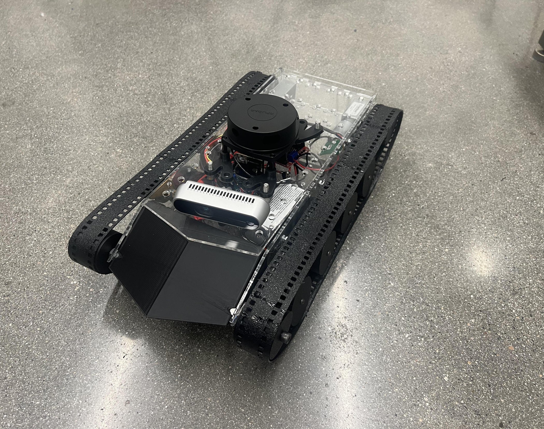 Remote Controlled Tracked Vehicle With Obstacle Avoidance : 11 Steps ...