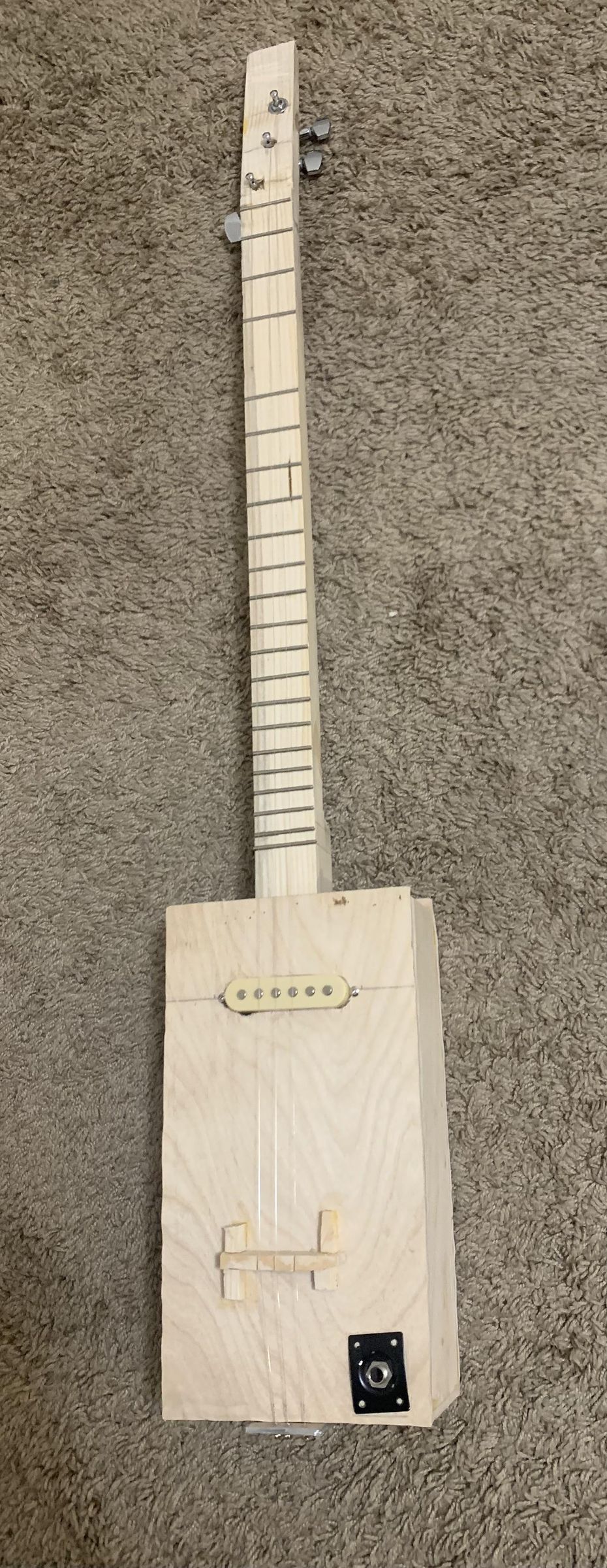 Post-Apocalyptic Vaporwave Guitar : 9 Steps - Instructables
