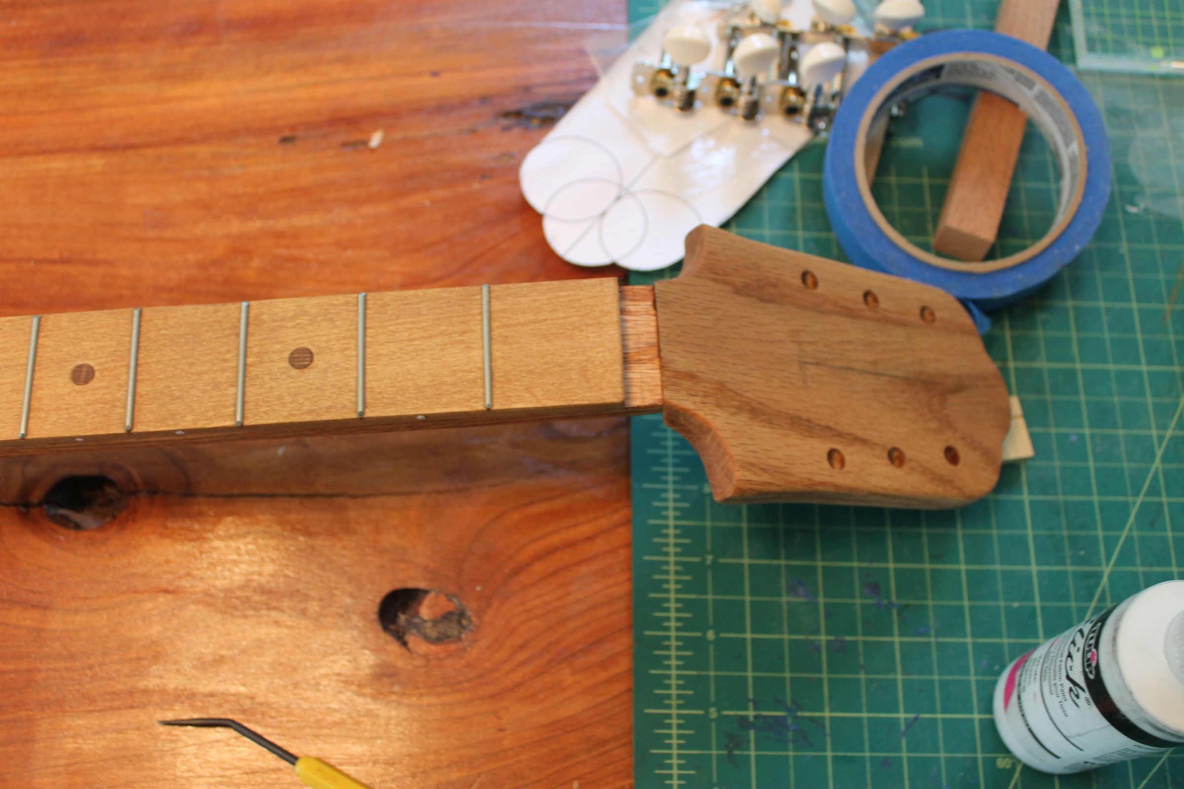 Awesome Cigar Box Dulcimer : 14 Steps (with Pictures) - Instructables
