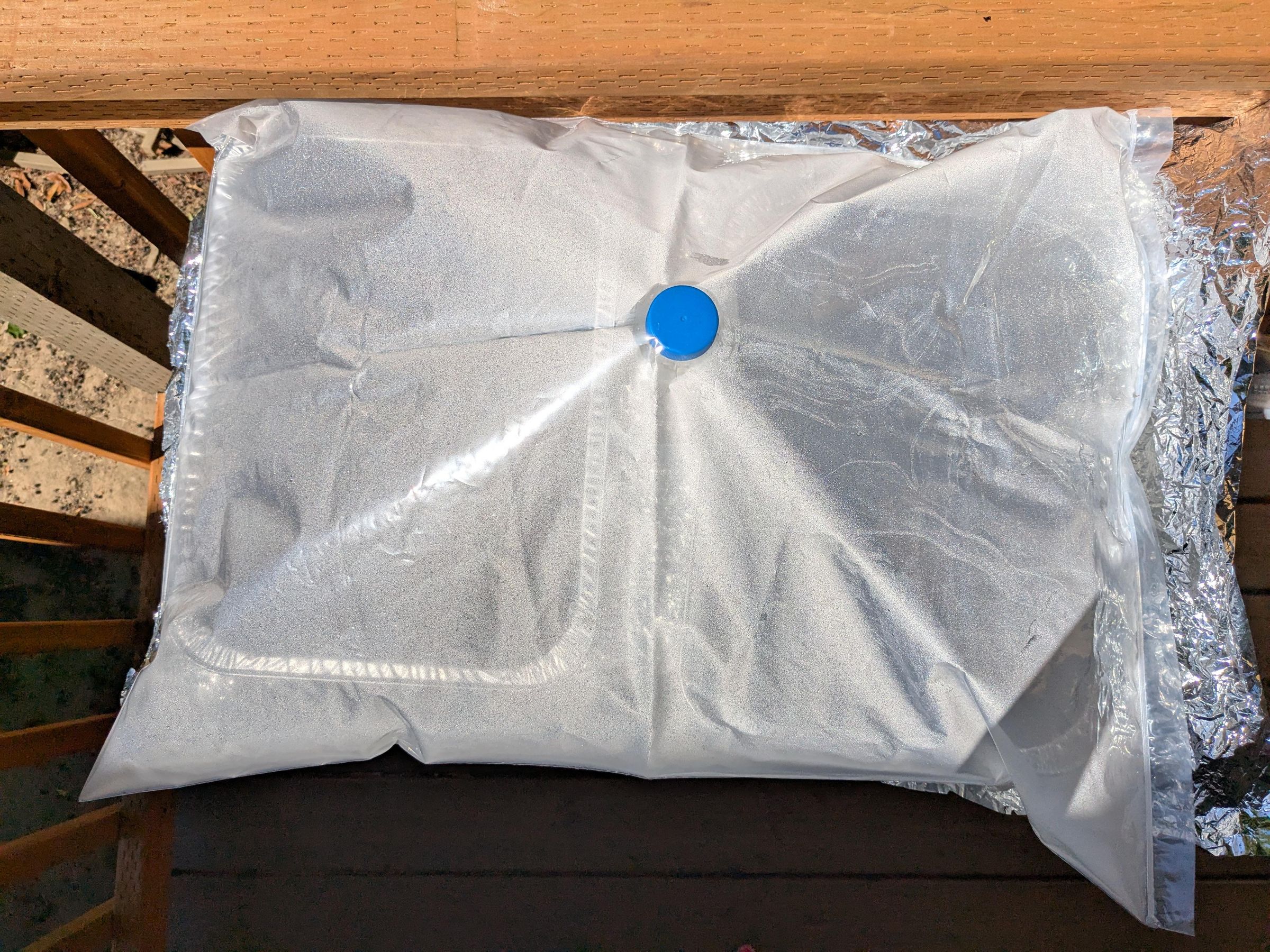 $8 Ziploc Emergency Solar Still : 13 Steps (with Pictures) - Instructables