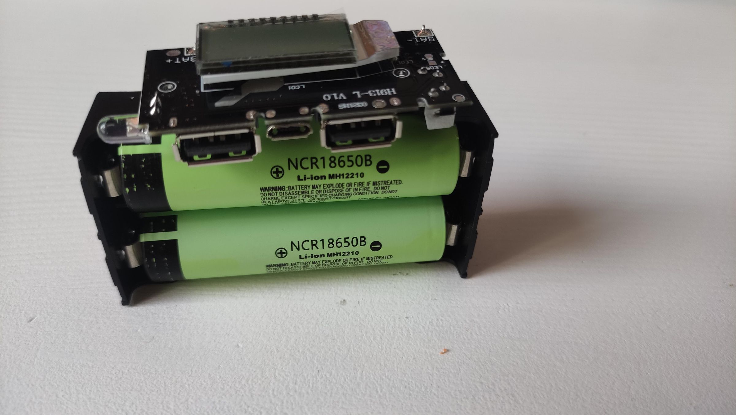 Powerbank From 2 18650 LiPo Batteries : 4 Steps - Instructables