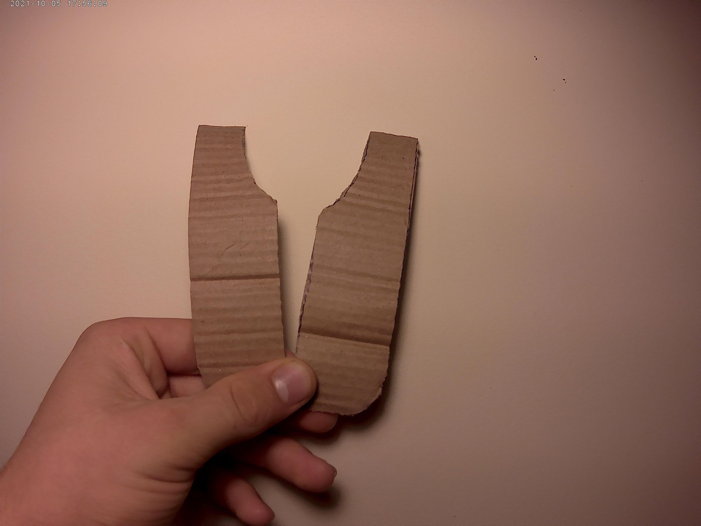 Cardboard Gas Mask : 7 Steps (with Pictures) - Instructables