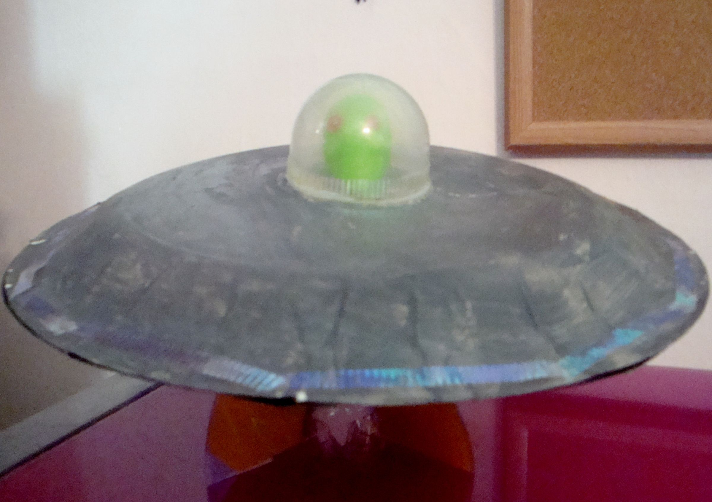 Ufo Alien Gift Box : 7 Steps - Instructables