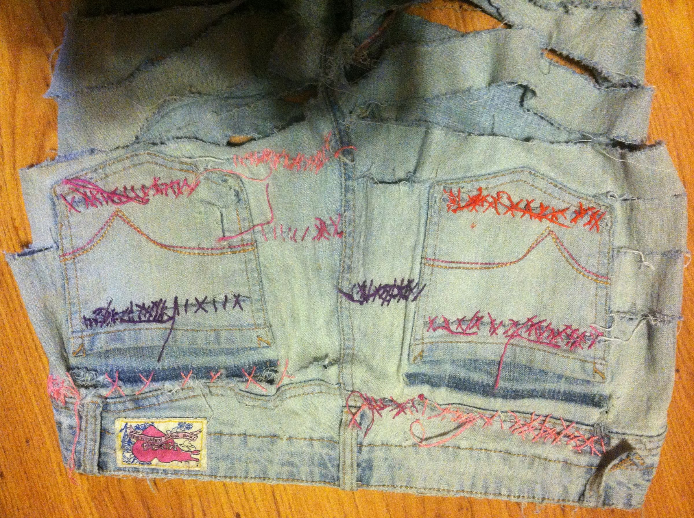 Psycho Rip & Stitch Resurrected Denim Jeans : 4 Steps - Instructables