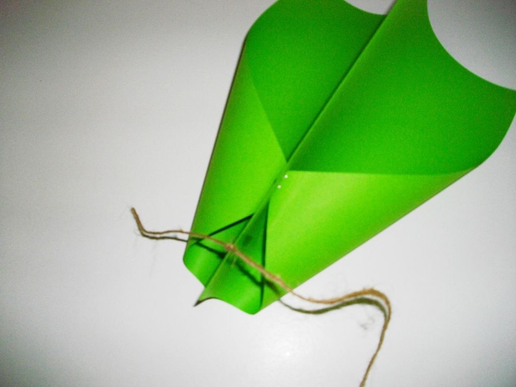 Very Simple Kite : 6 Steps (with Pictures) - Instructables