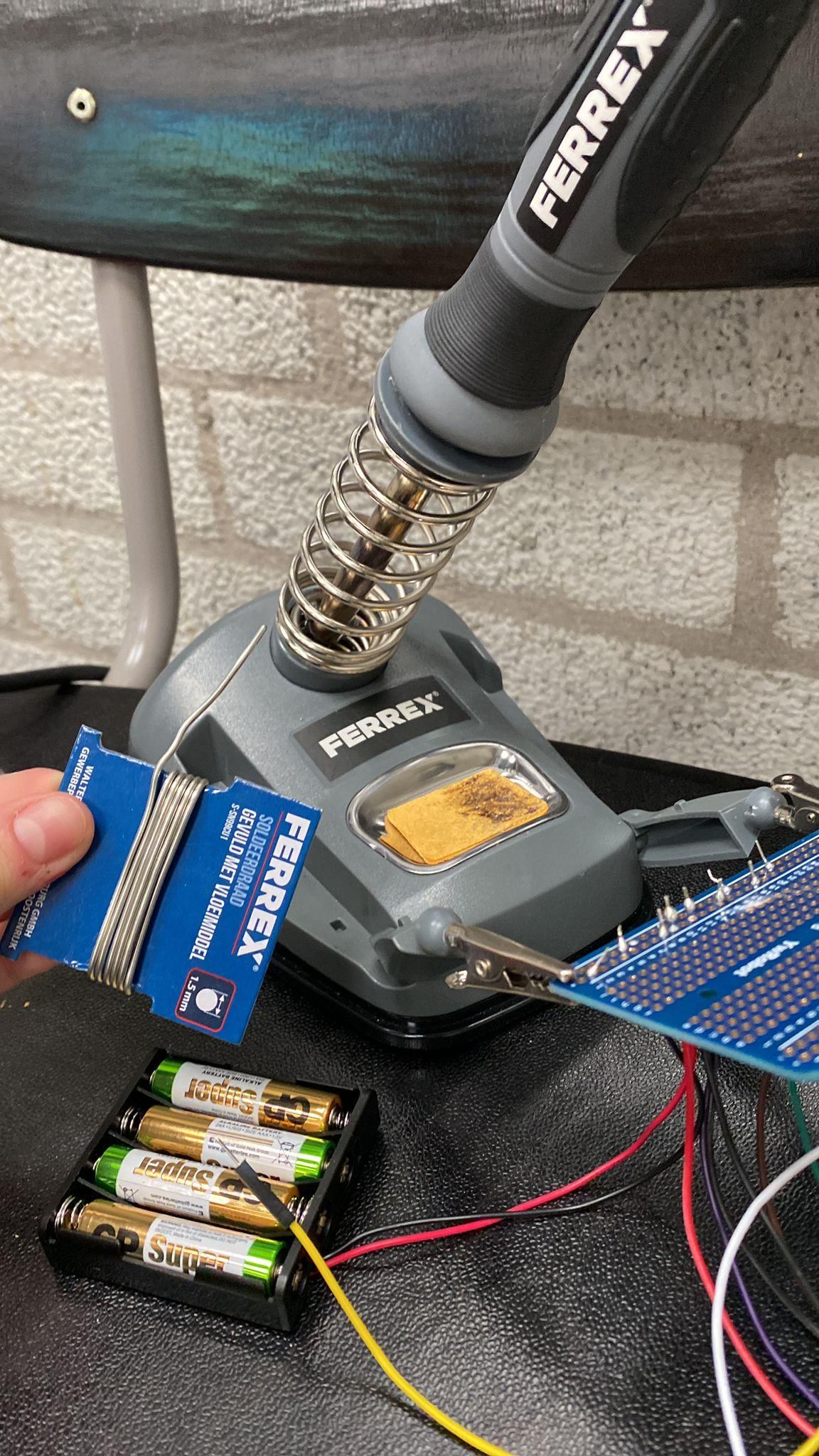 Kicking Robot Arm : 9 Steps - Instructables