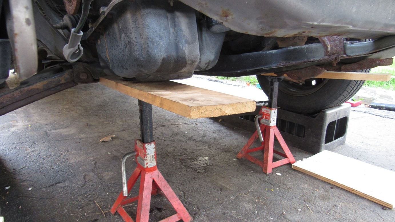 How to Remove a Car Engine : 6 Steps (with Pictures) - Instructables