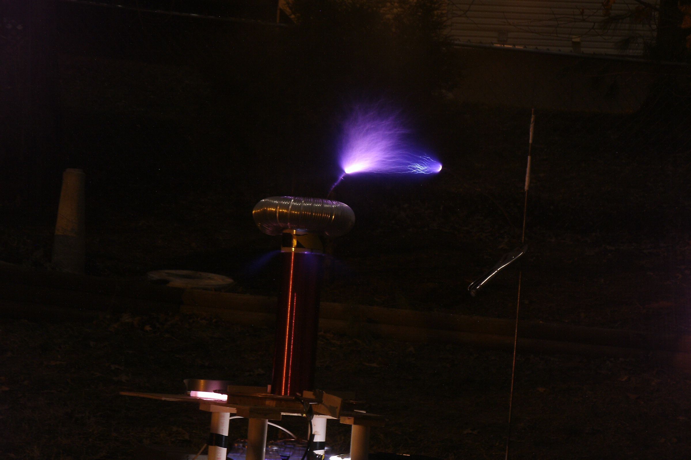 The Improved Simple Tesla Coil : 13 Steps (with Pictures) - Instructables