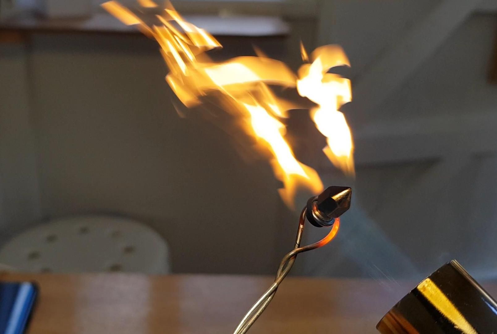 How to Clean 3D Printer Nozzle by Burning Off the Plastic : 4 Steps ...