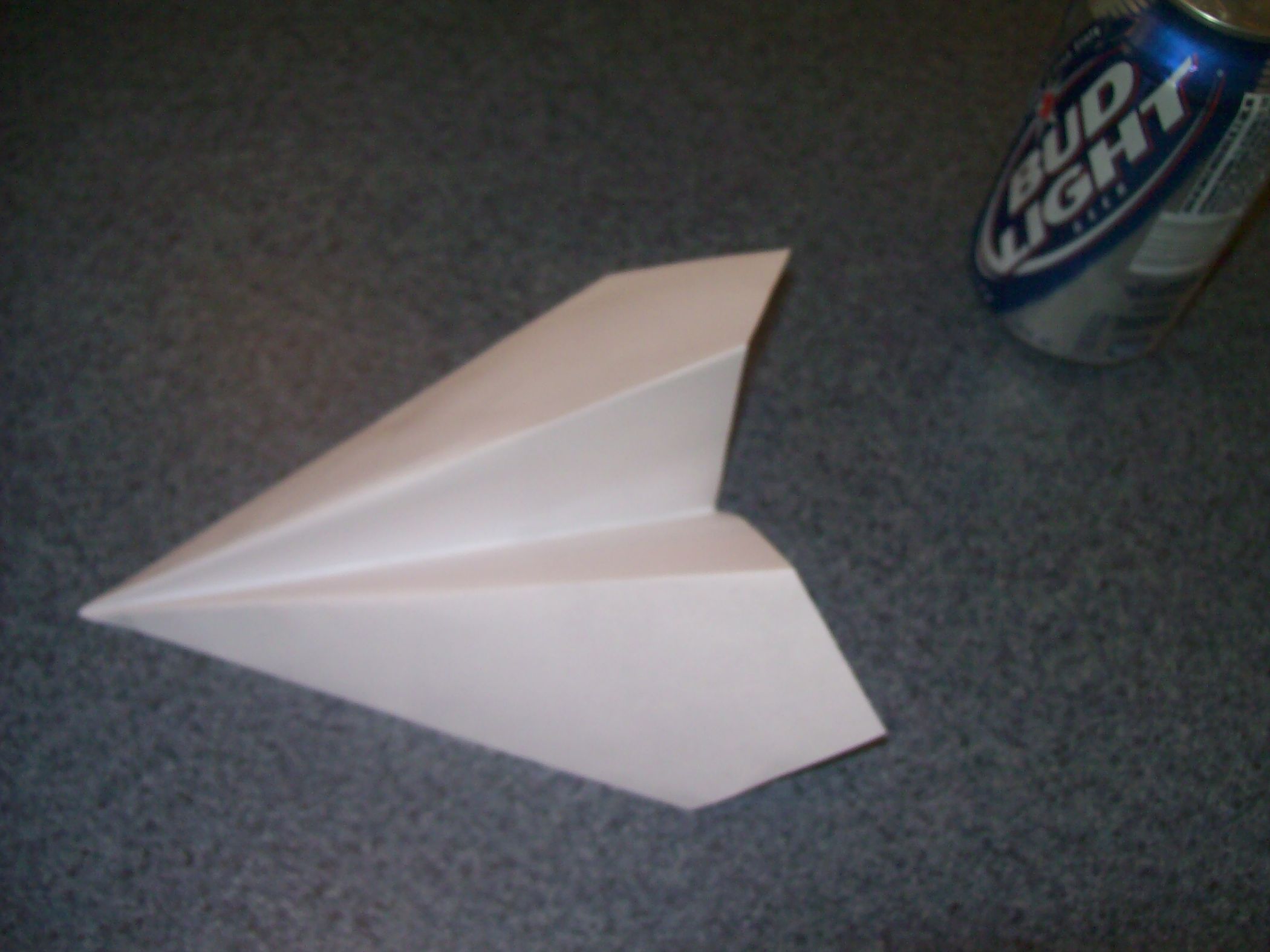 A Good Paper Airplane : 8 Steps - Instructables