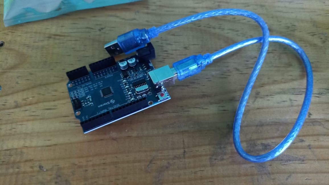 Simon Dice : 11 Steps - Instructables