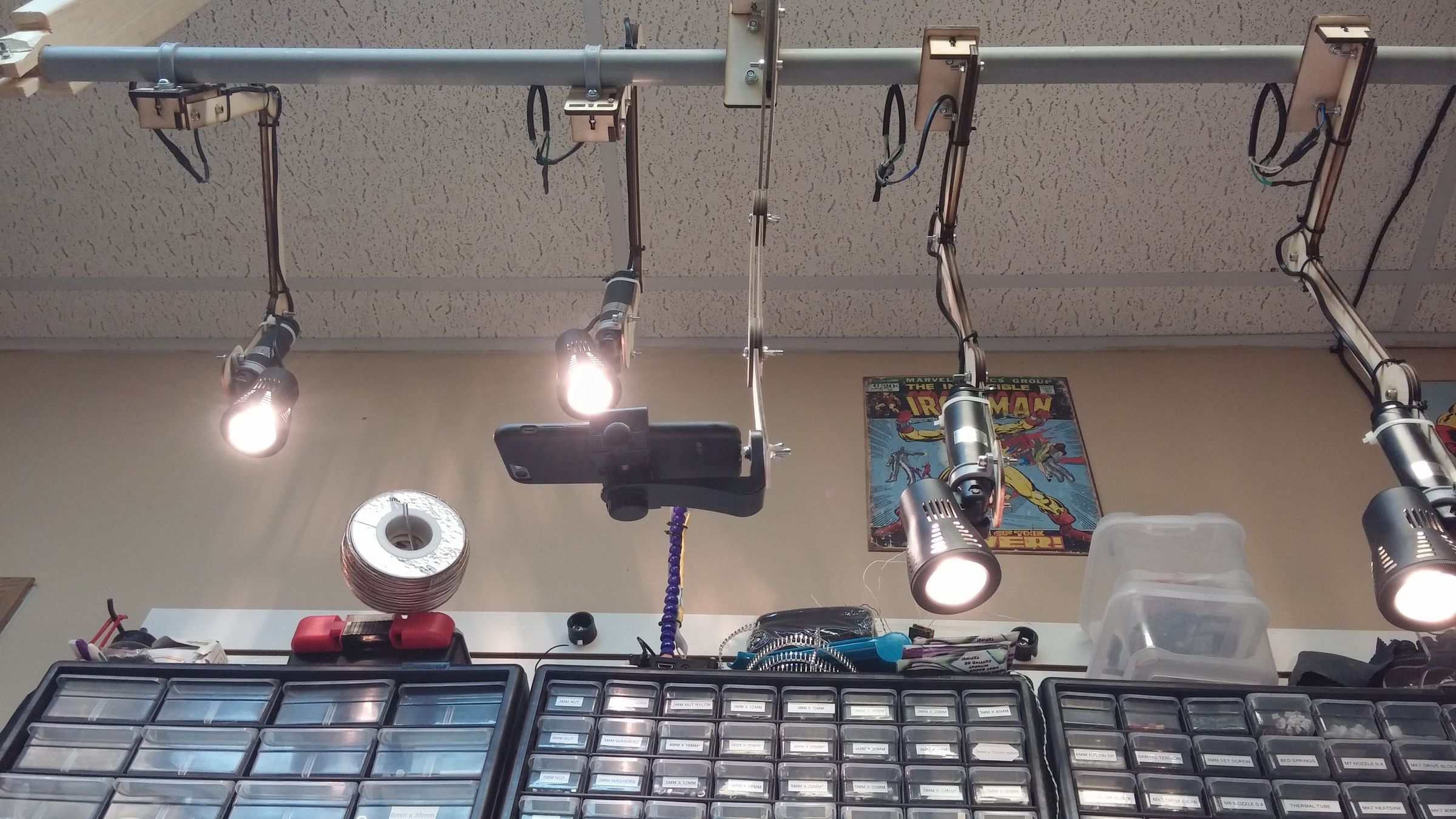 PVC Articulating Lights Mount : 7 Steps (with Pictures) - Instructables