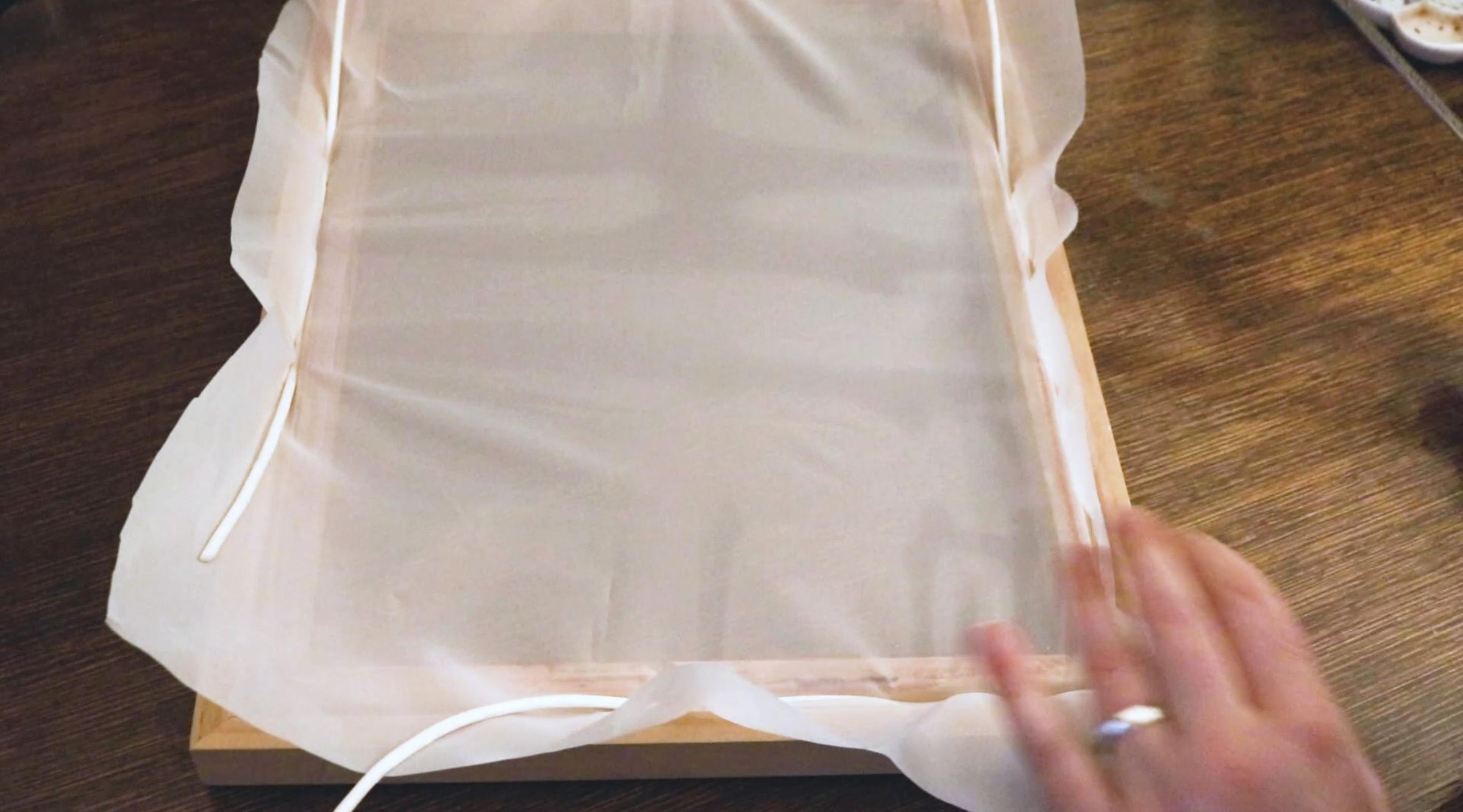 Fitting Mesh in a Screen Printing Frame : 7 Steps (with Pictures ...