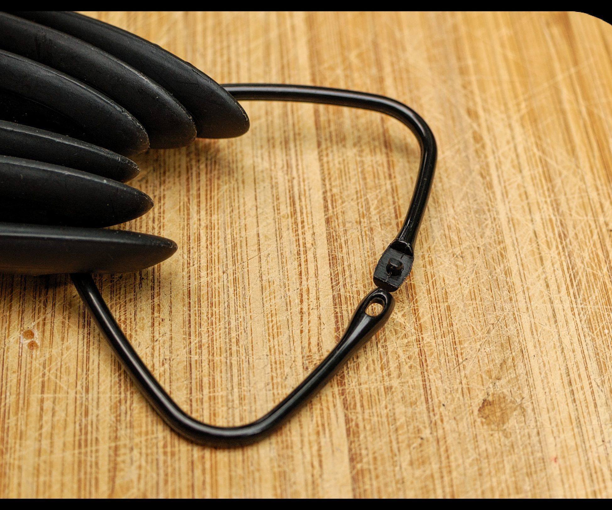 Worn Out Snap Clip Fix - Instructables