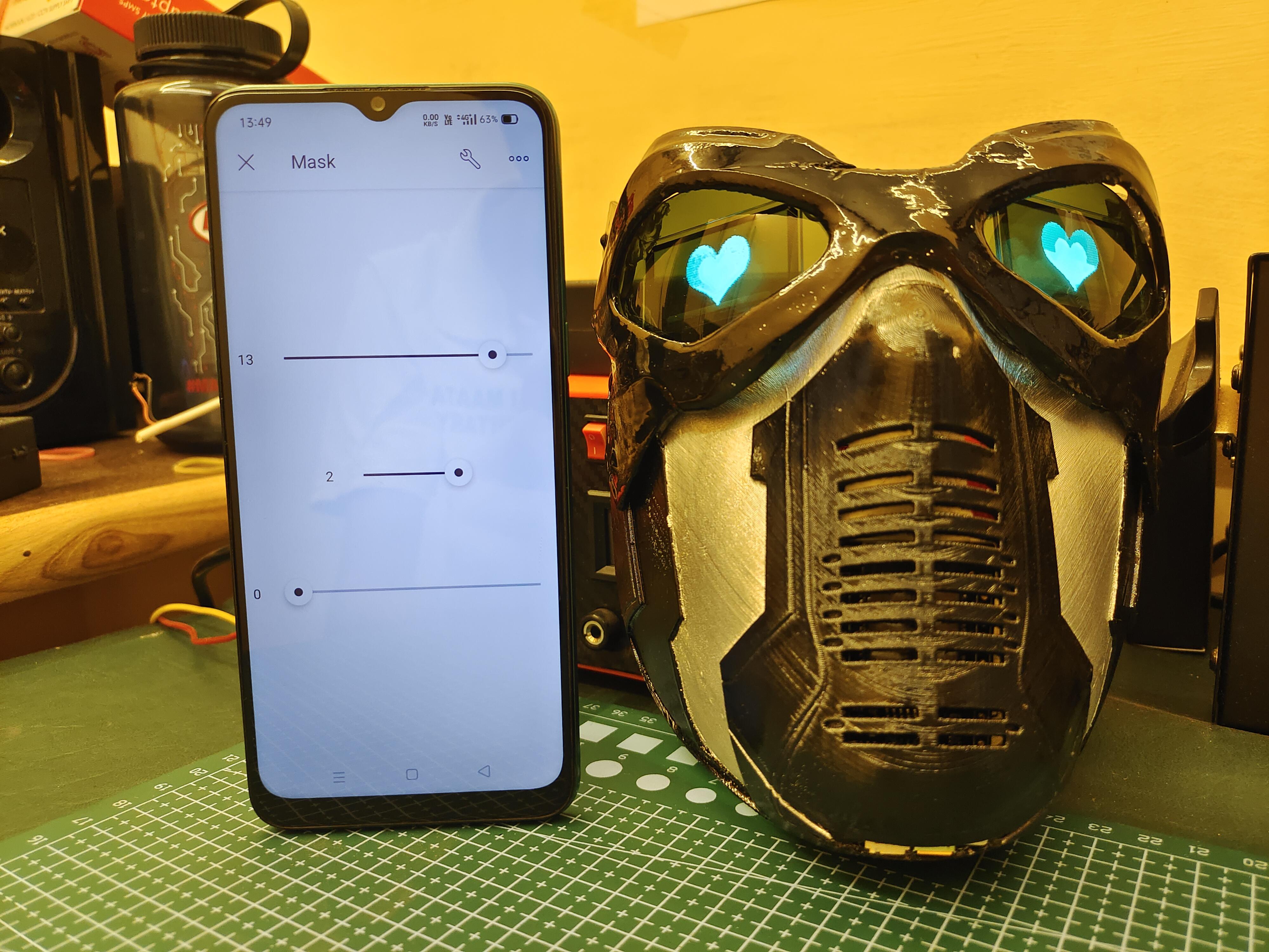 Sci-Fi 3D Printed Mask With Transparent Display : 10 Steps (with ...