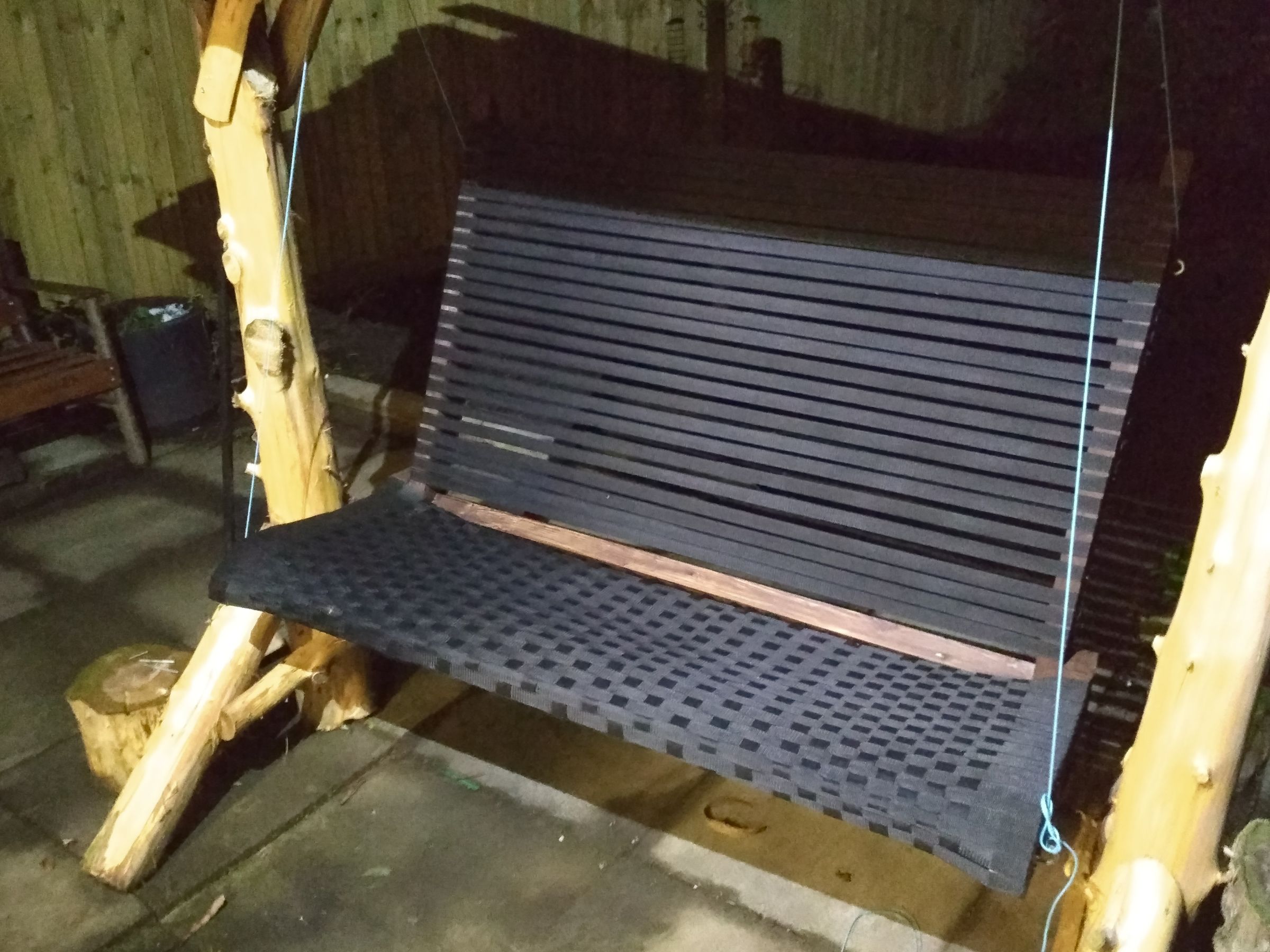 Rustic Wooden Swing Chair : 5 Steps (with Pictures) - Instructables