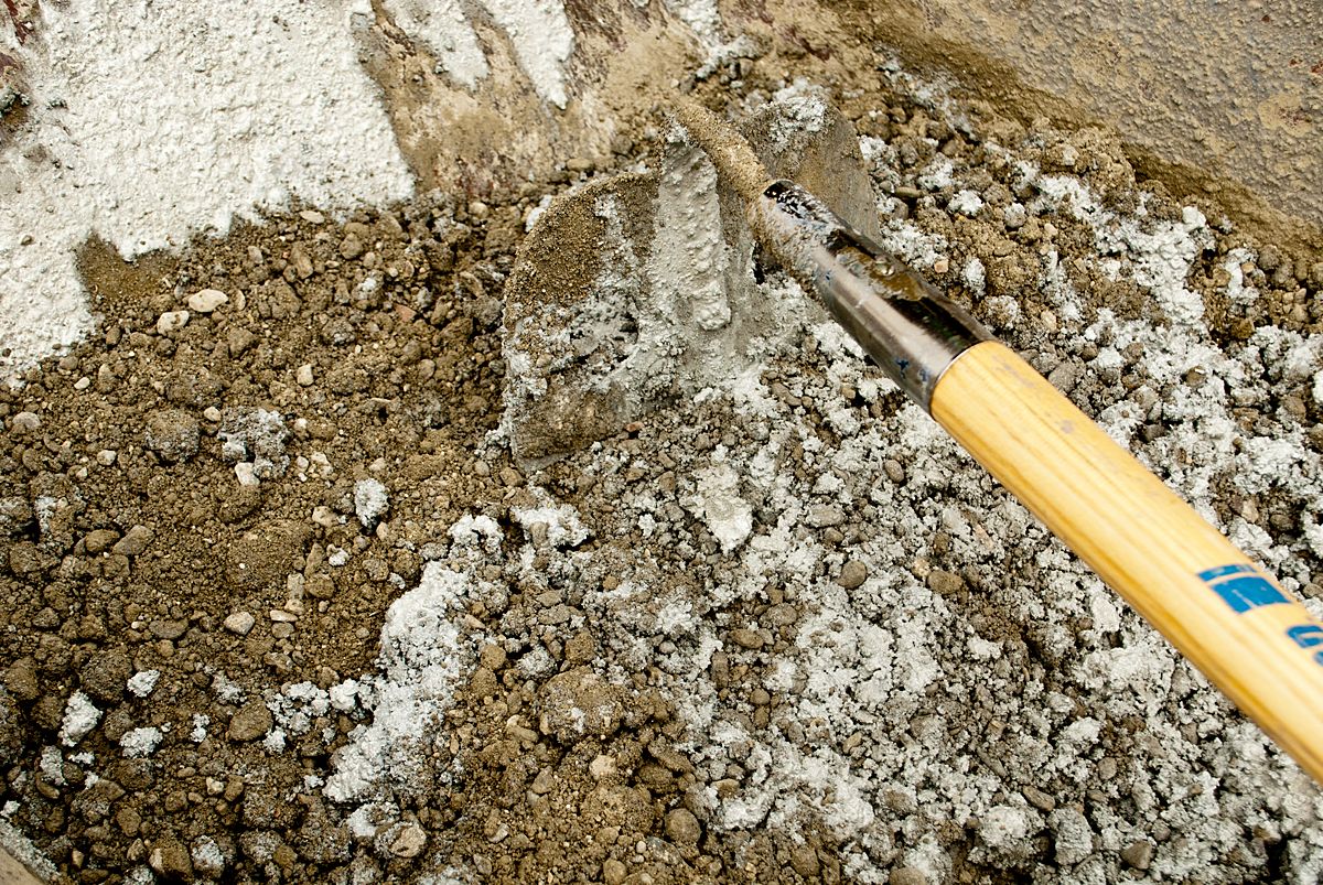 DIY CONCRETE:: How-To-Mix Concrete : 5 Steps - Instructables