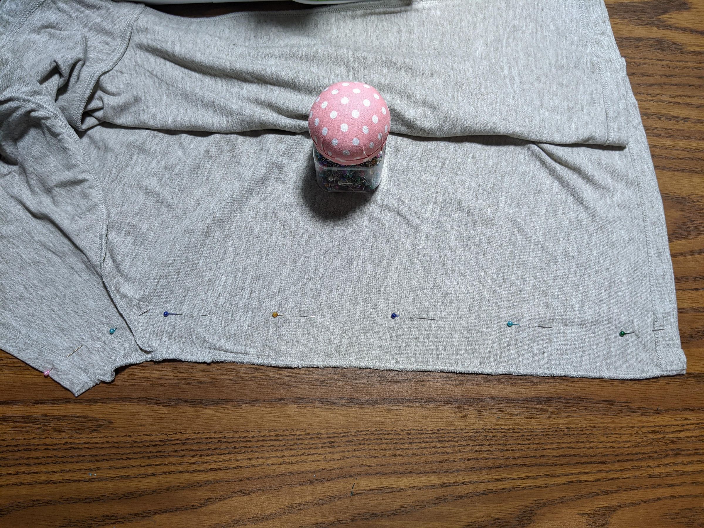 How to Tailor a T-Shirt for Beginners : 13 Steps (with Pictures ...