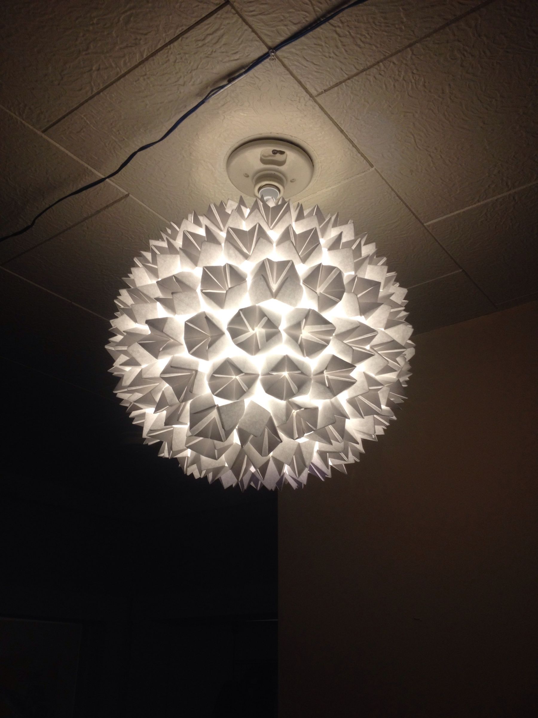 Simple Elegant Paper Lantern/Lamp Easy! : 7 Steps (with Pictures ...