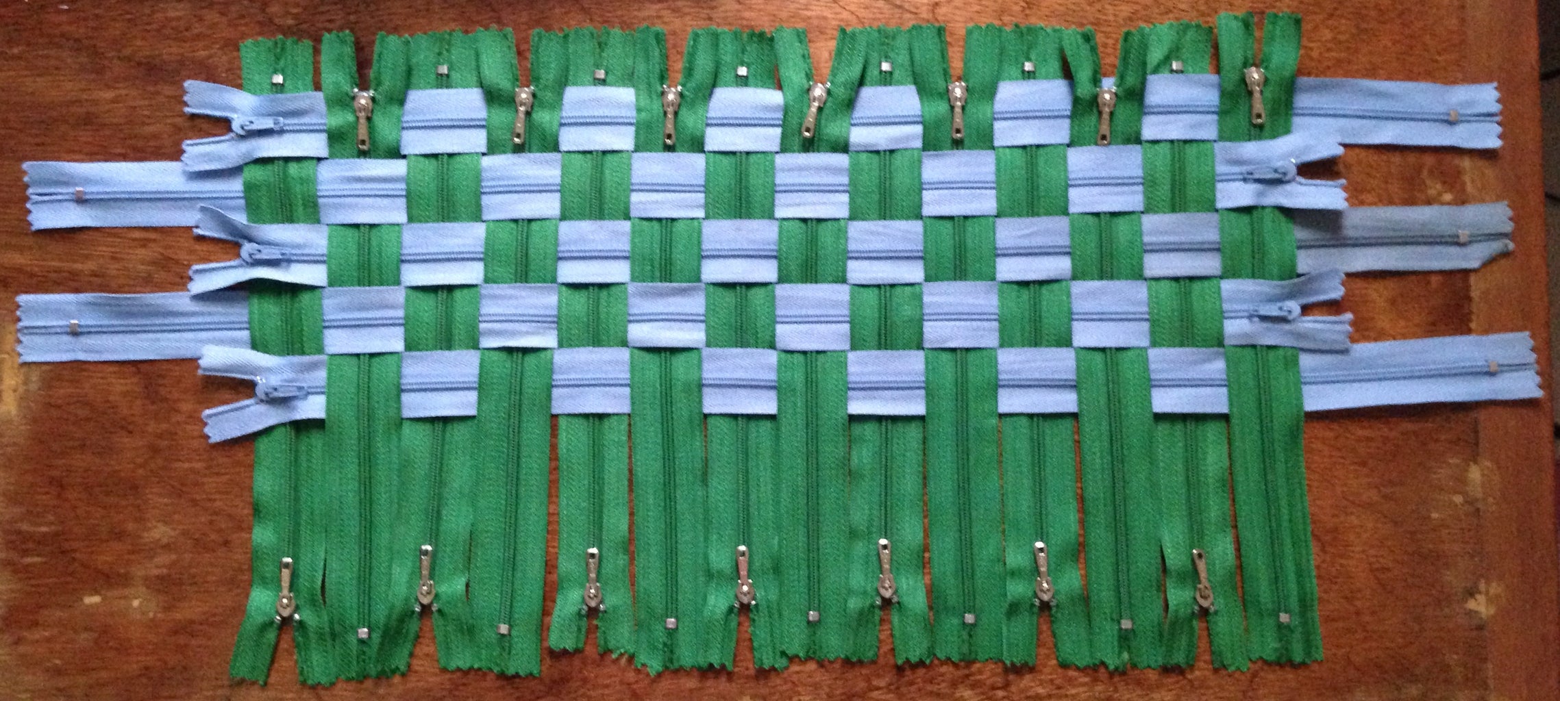 Zipper Weave Bag 13 Steps with Pictures Instructables zipper-weave-bag-13-steps-with-pictures-instructables