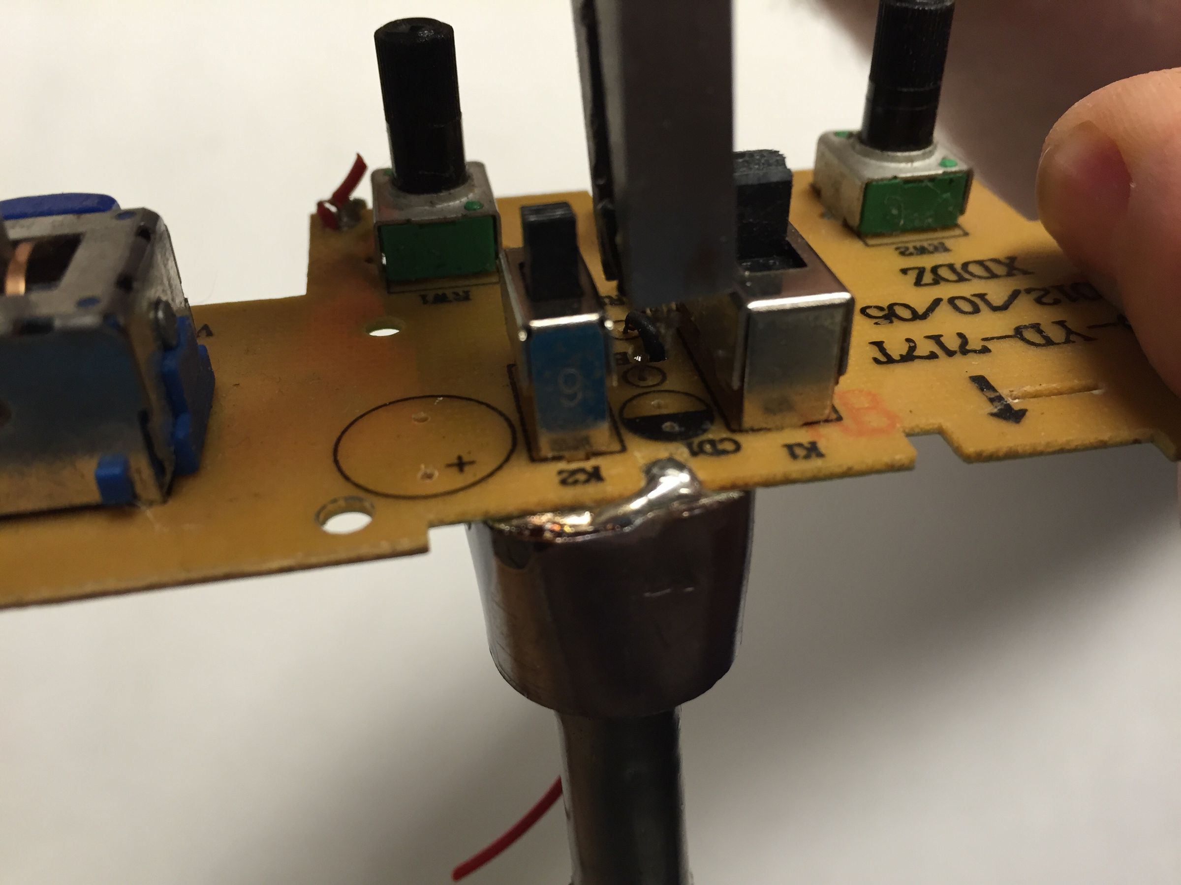 Mini Solder Pot for Tinning or Removing Components : 17 Steps ...