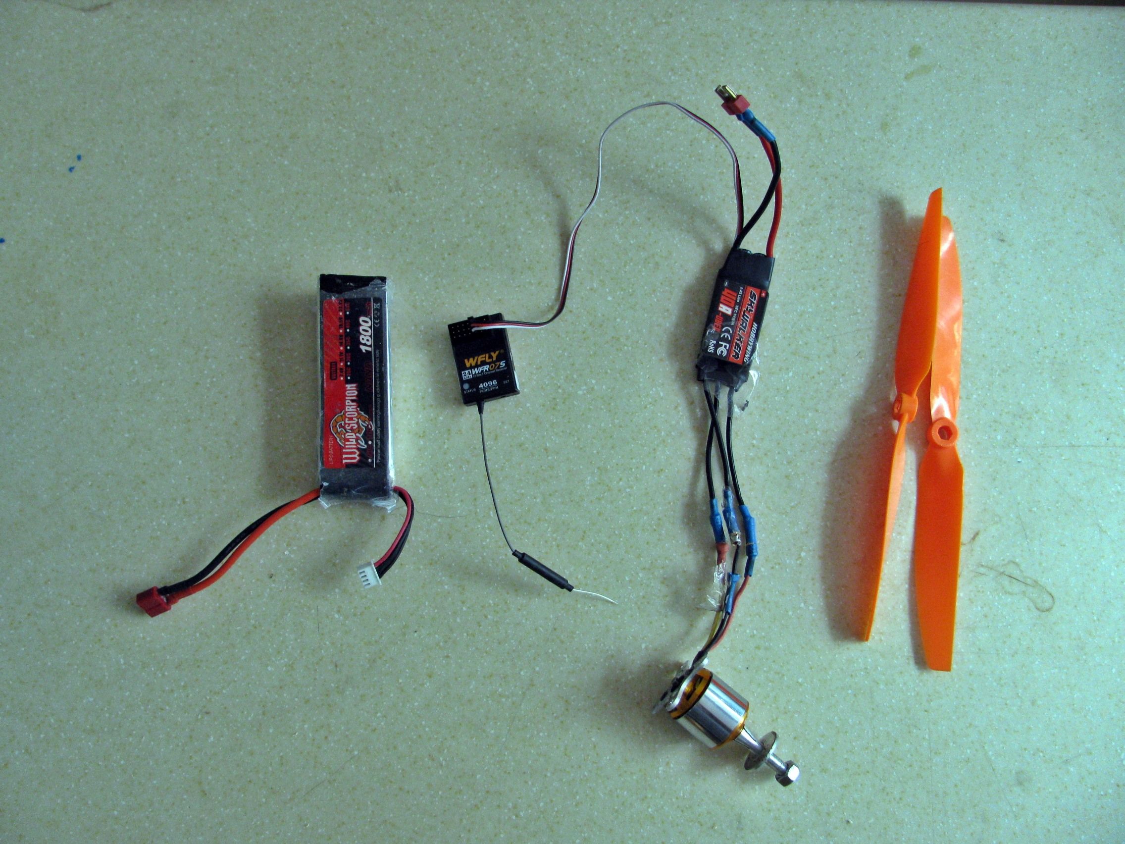 Build a Simple RC Motor/Propeller Thrust Gauge : 3 Steps - Instructables