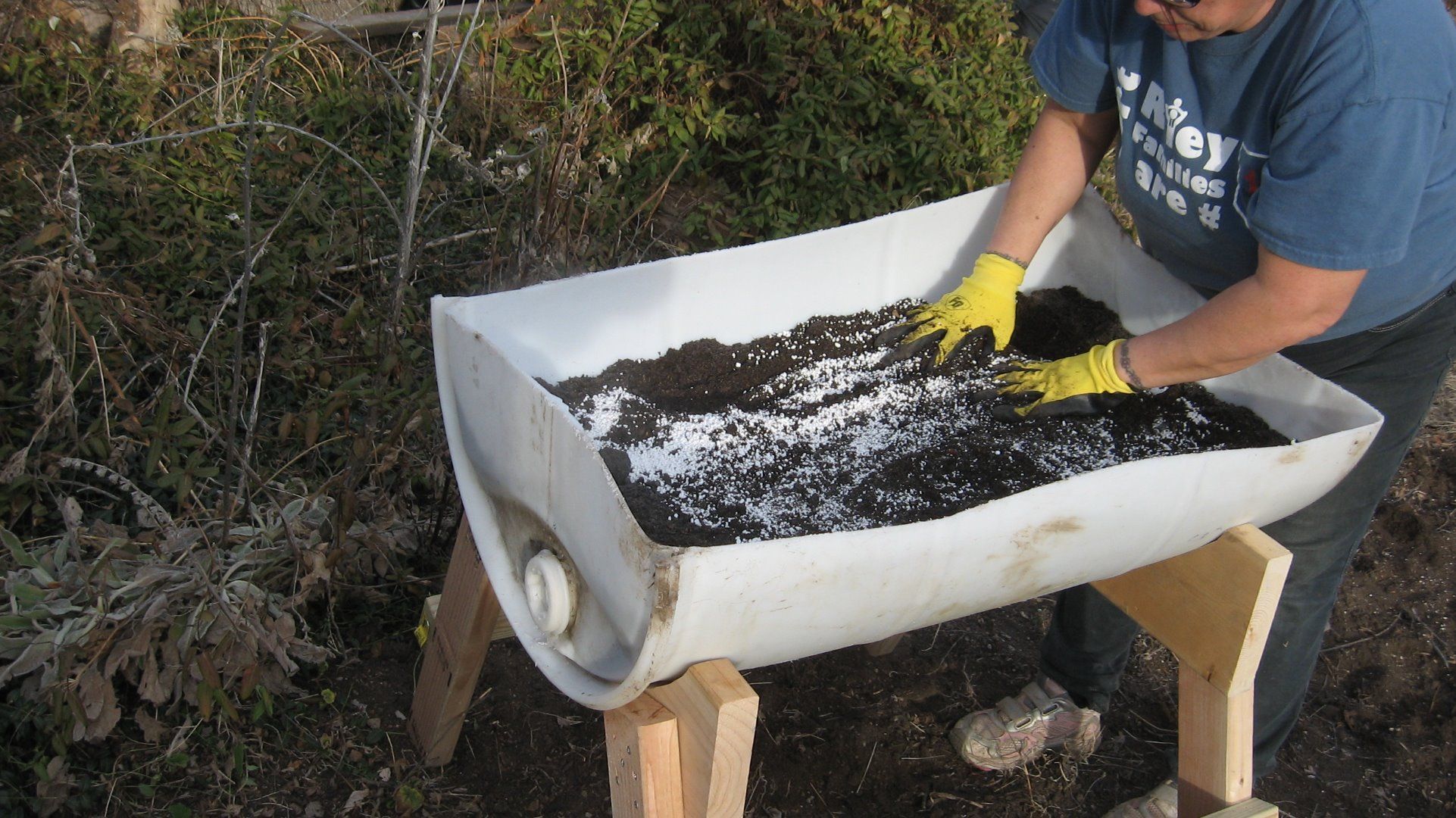 Raised Bed Barrel Garden : 5 Steps (with Pictures) - Instructables