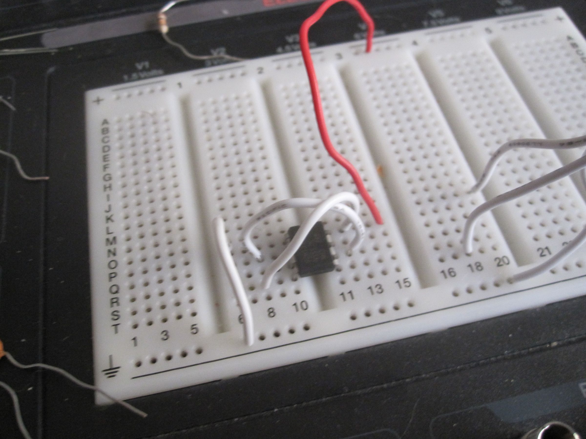 Using Servos : 7 Steps (with Pictures) - Instructables