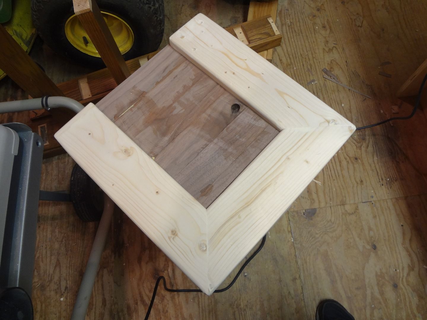 2x4 End Table : 10 Steps (with Pictures) - Instructables