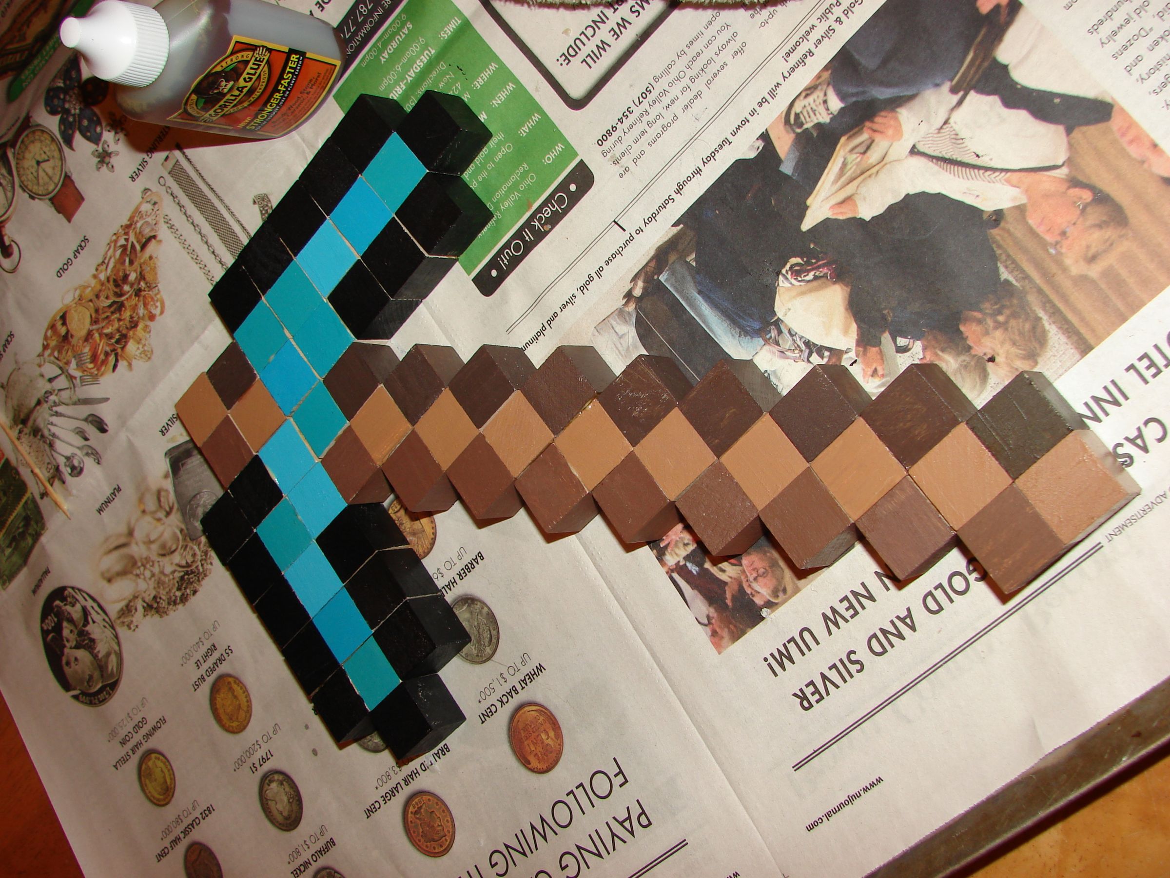 How to Make a Minecraft Pickaxe Lamp! : 8 Steps - Instructables