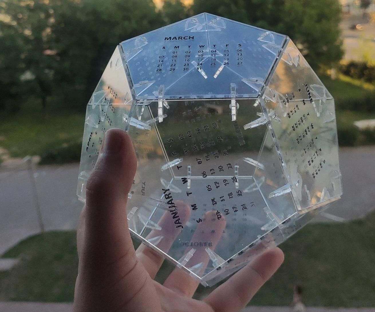 Original Acrylic Desk Calendar : 6 Steps - Instructables