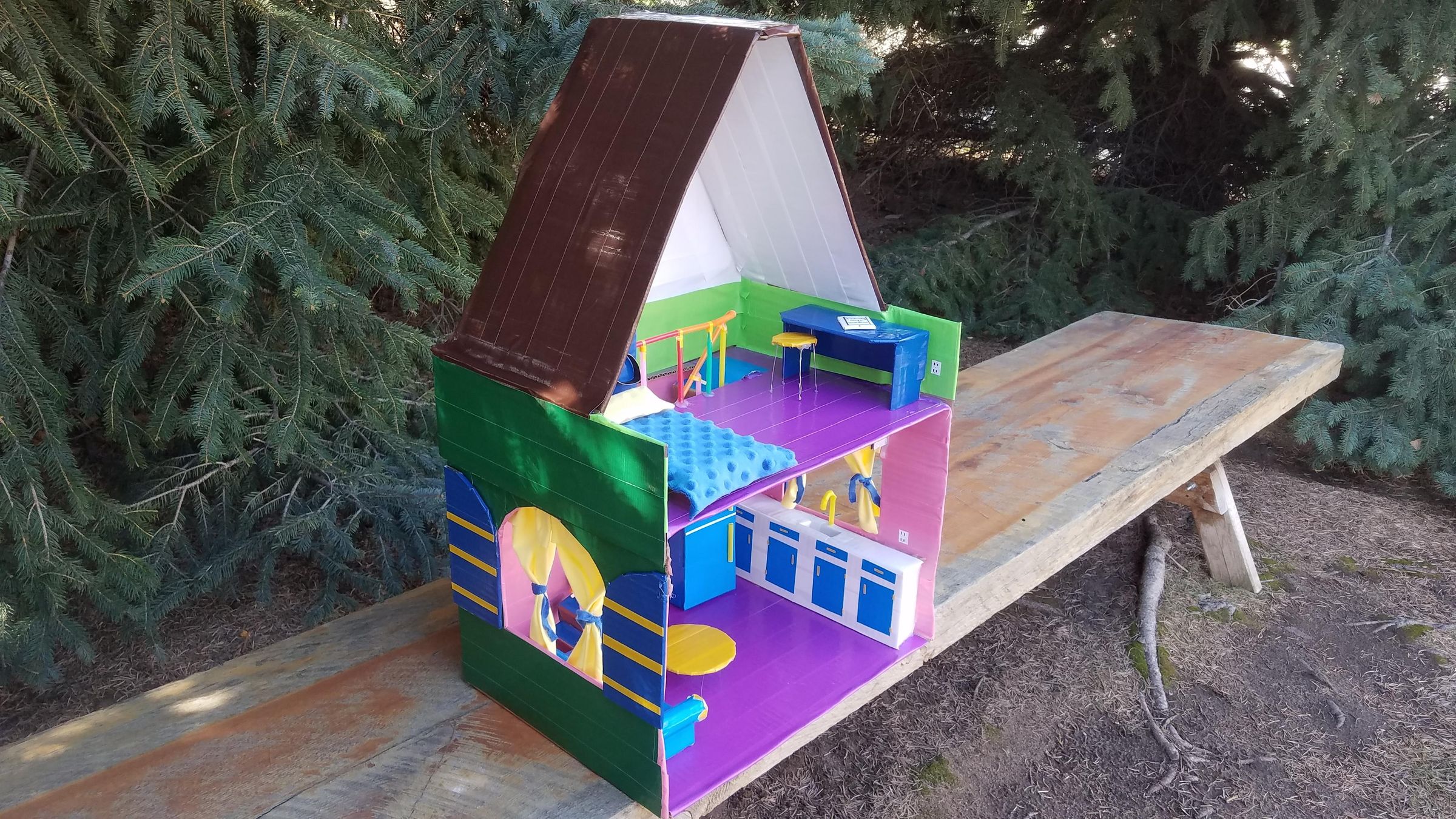 Cardboard Doll House : 20 Steps (with Pictures) - Instructables