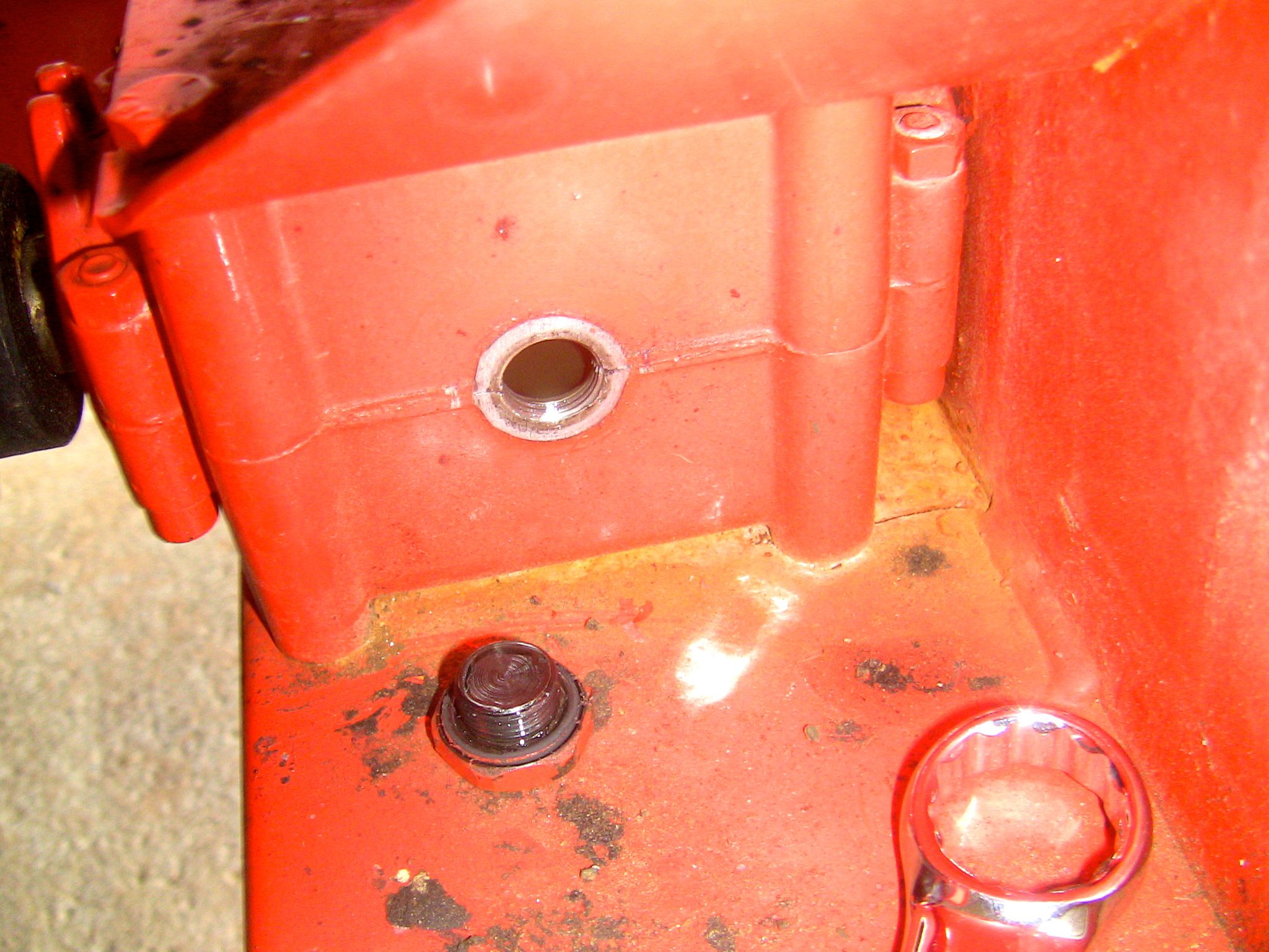 Installing Snowblower on Kubota BX Tractor : 6 Steps (with Pictures ...