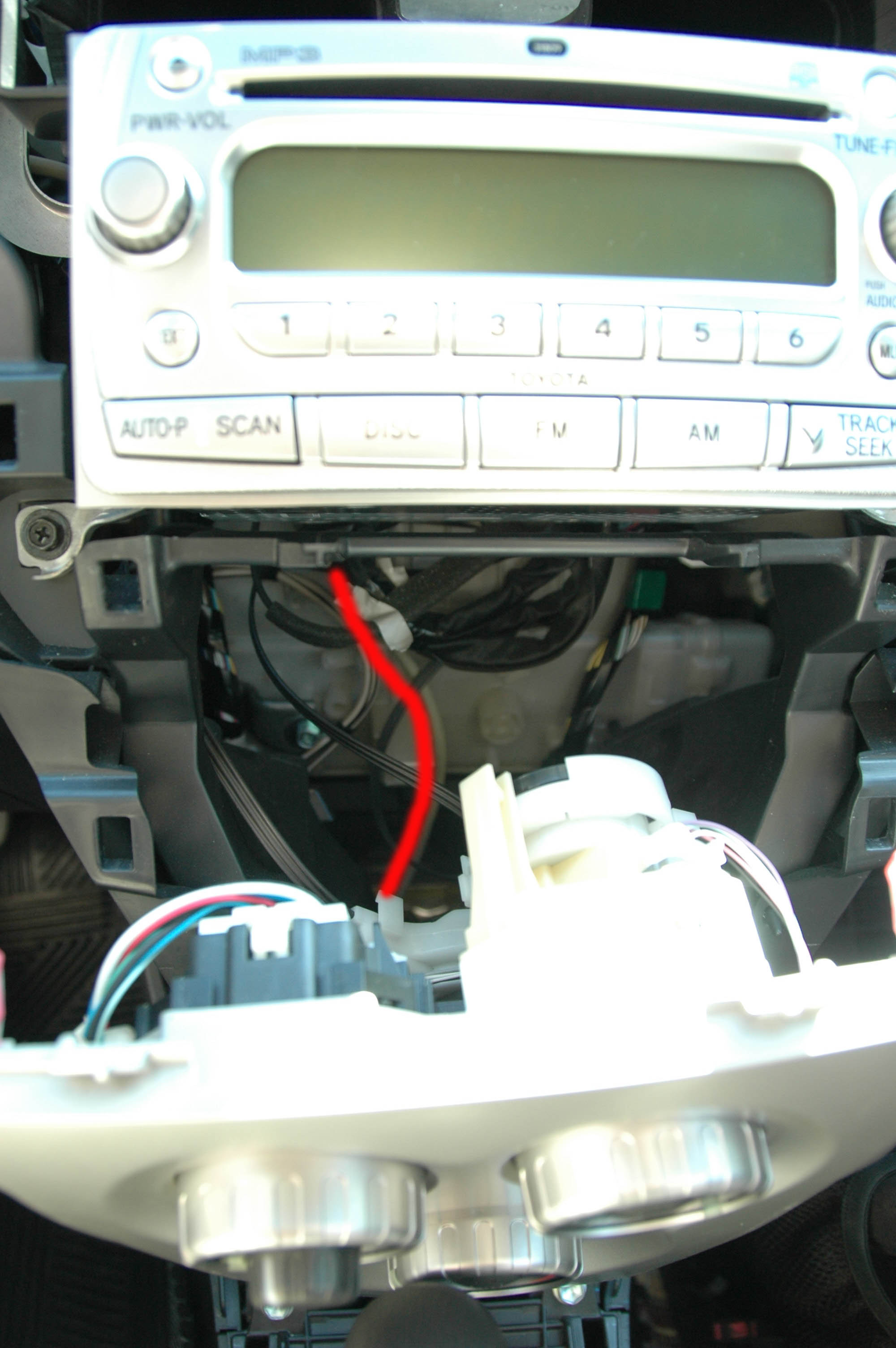 Add Powered USB Ports to Your Car : 5 Steps (with Pictures) - Instructables