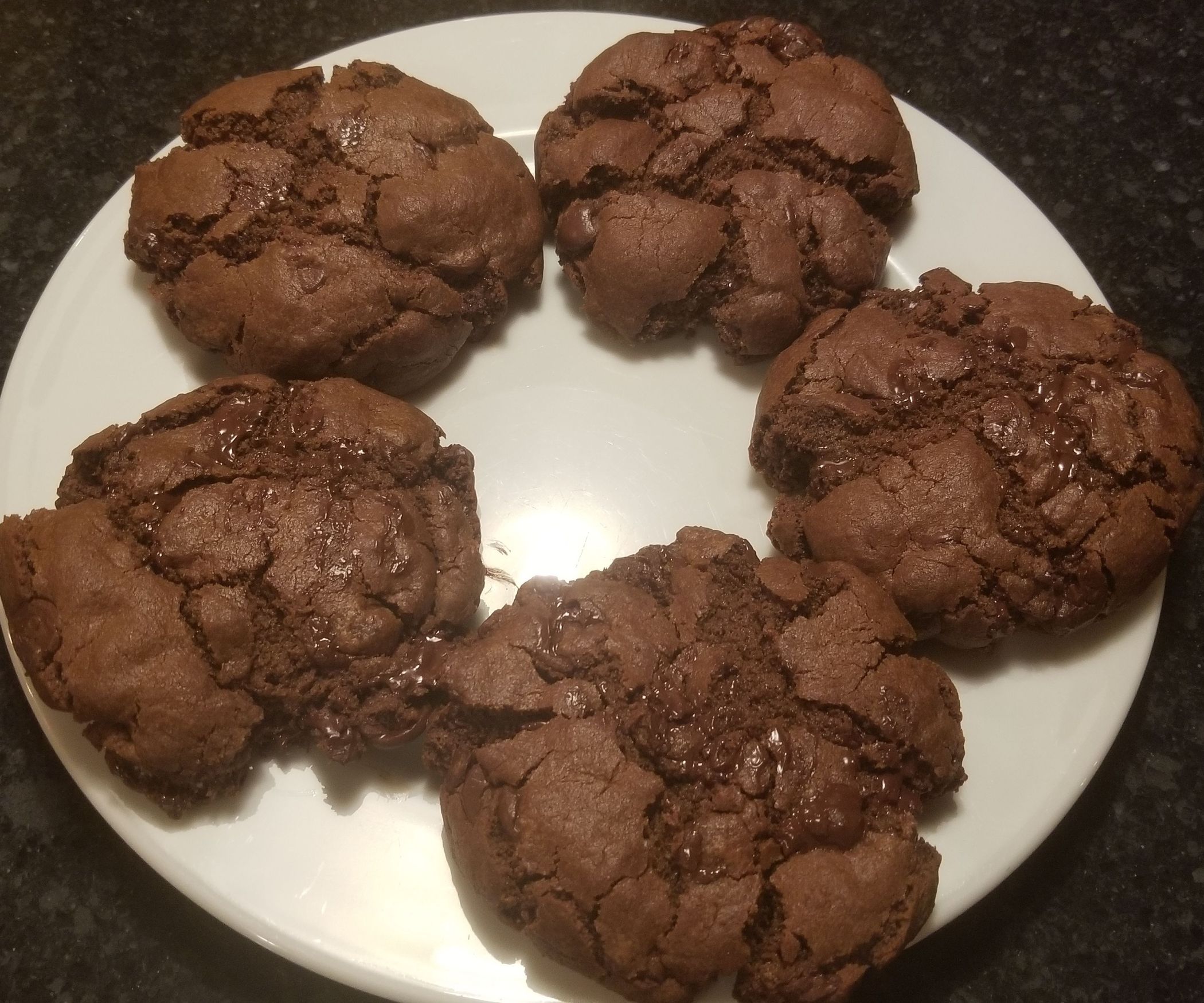 Mega Double Chocolate Chip Cookies : 10 Steps - Instructables