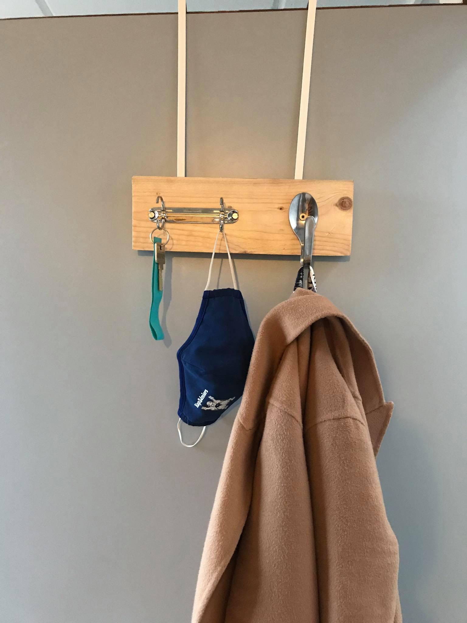 Homemade Key Ring and Coat Hanger : 4 Steps - Instructables