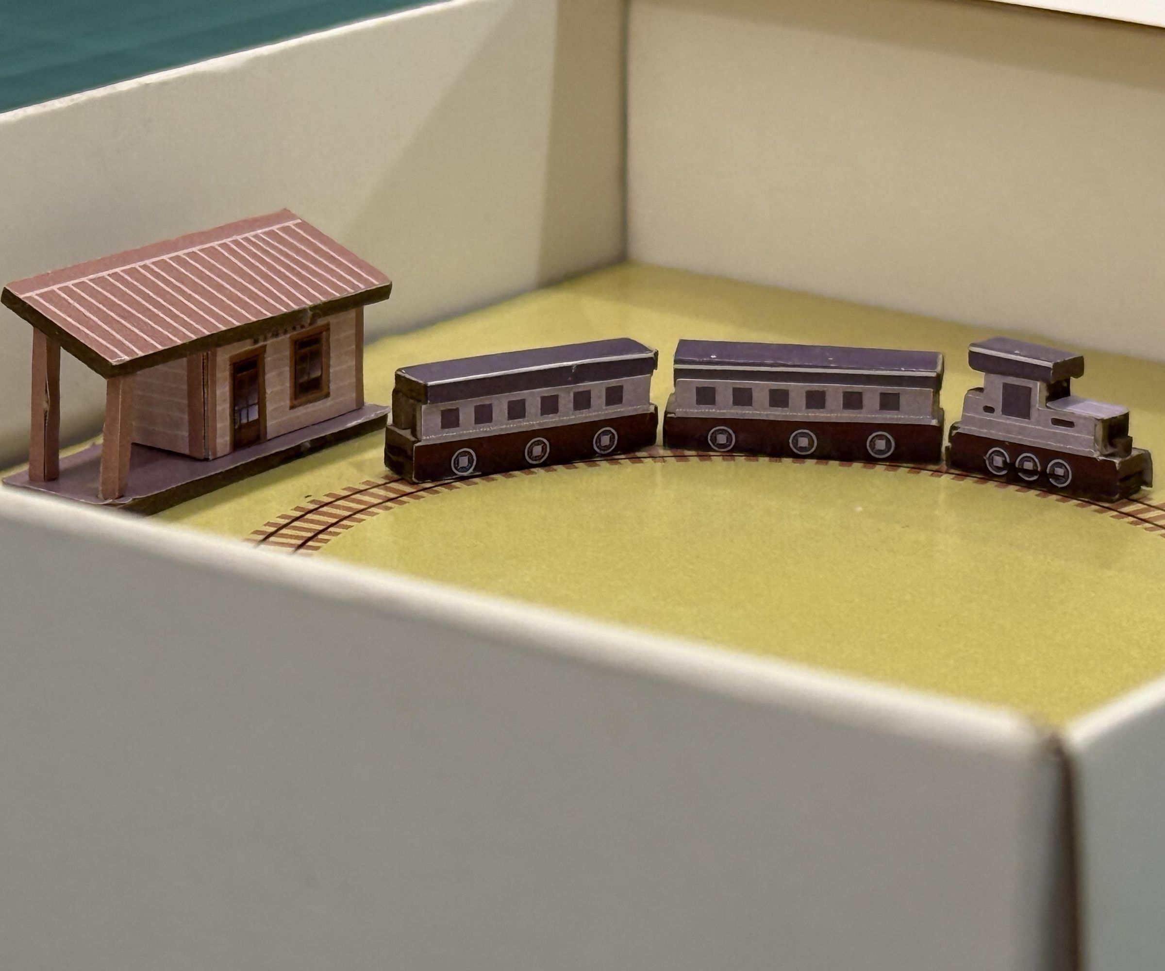 How to Build a Tiny Cardboard Train That Actually Works! : 10 Steps ...