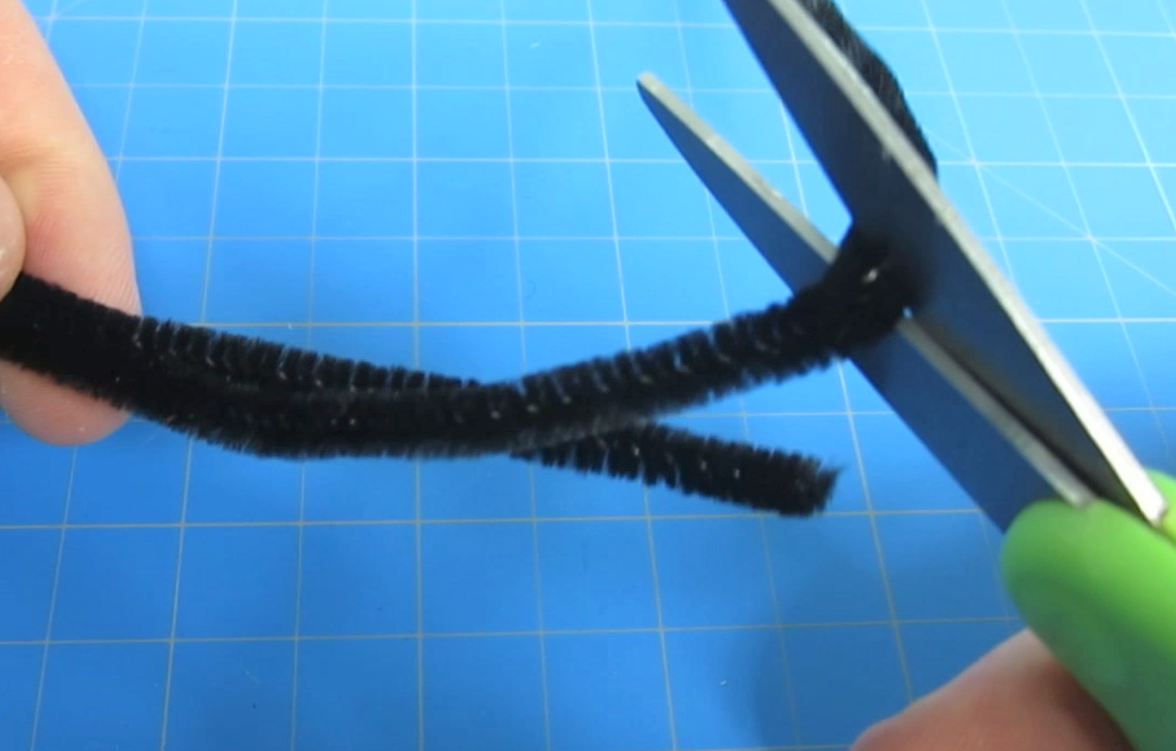 Non-Soldering Solar Bug : 8 Steps (with Pictures) - Instructables