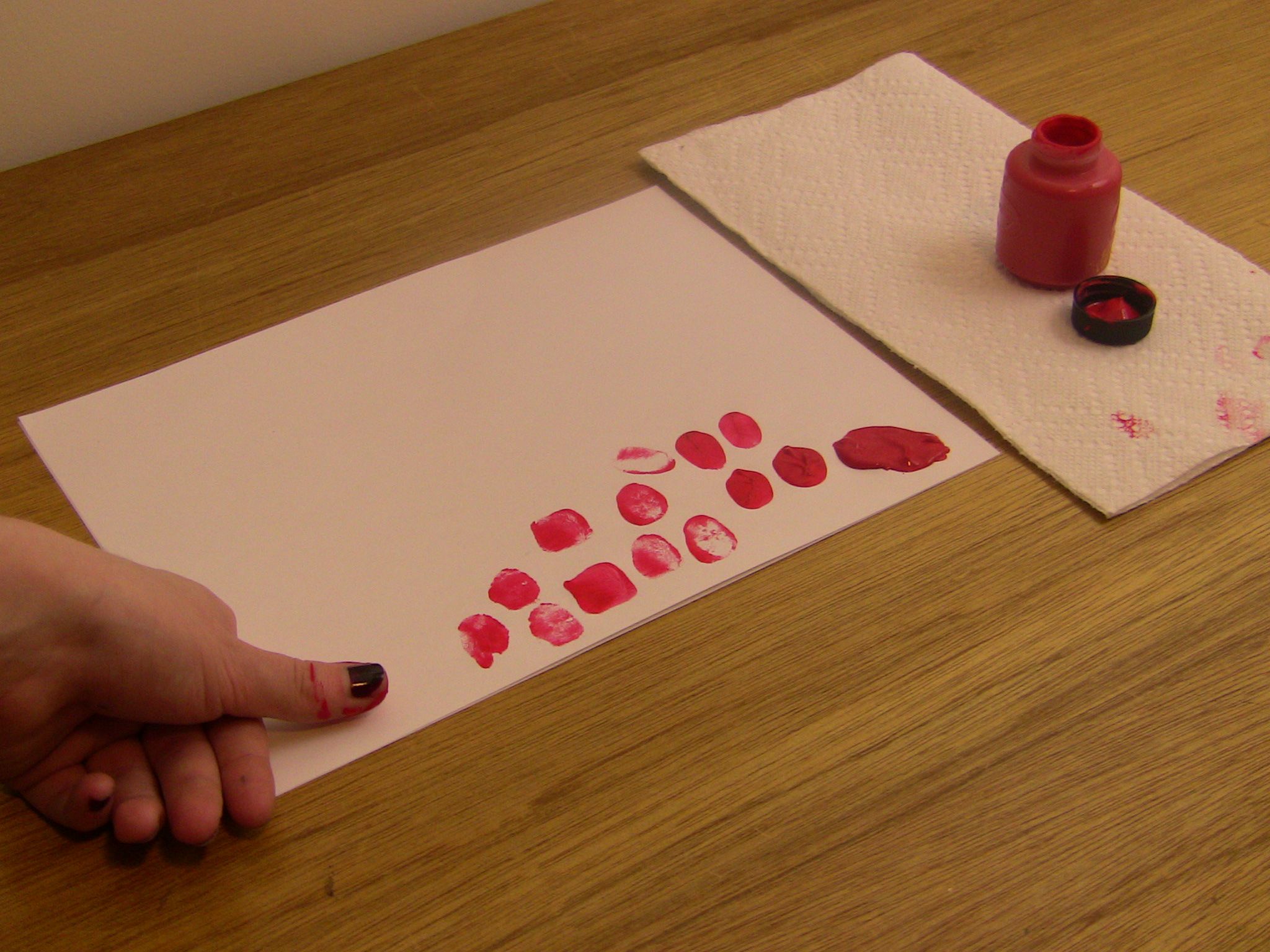 Thumb Print Christmas Lights Card : 5 Steps (with Pictures) - Instructables