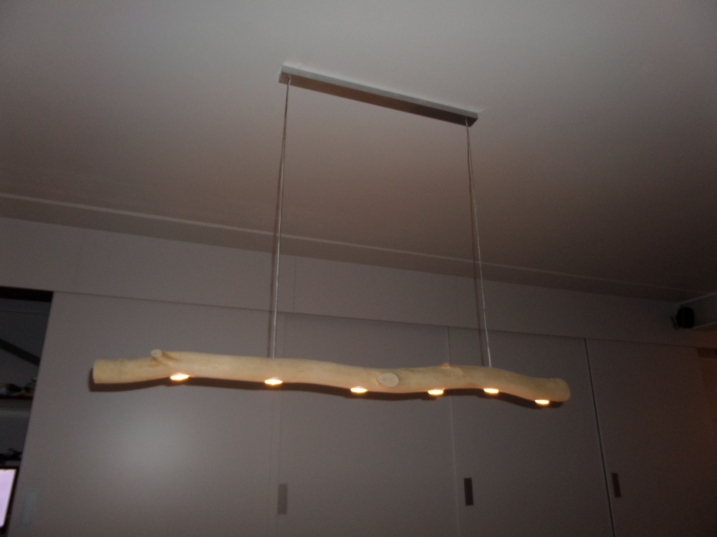 Natural Wood Diner Table LED Lamp : 6 Steps (with Pictures) - Instructables