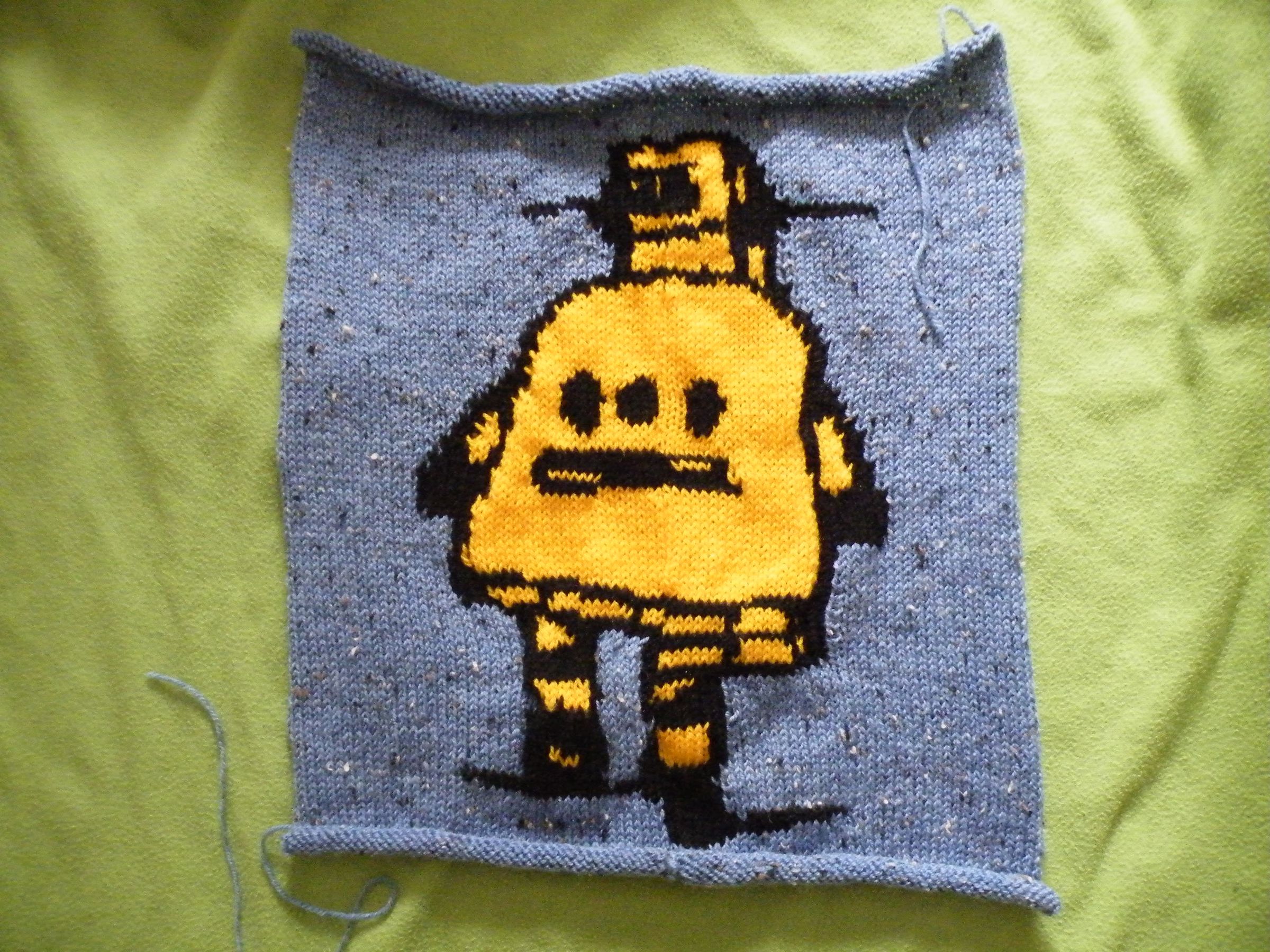 Knitted Robot Cushion : 6 Steps (with Pictures) - Instructables