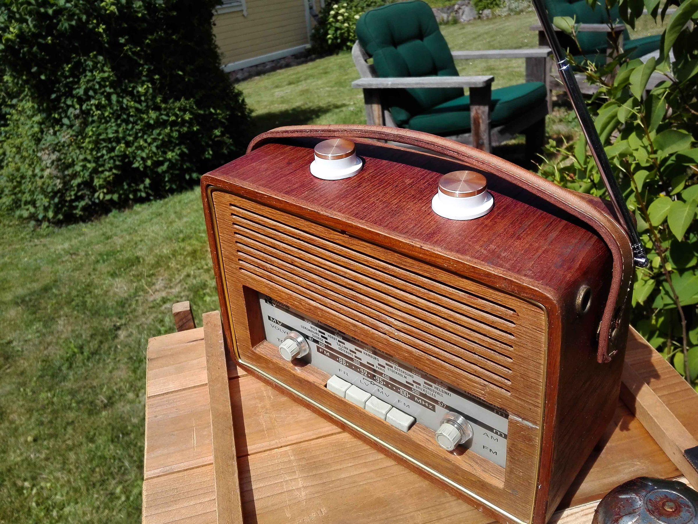 Retro Radio Upgrade : 5 Steps (with Pictures) - Instructables