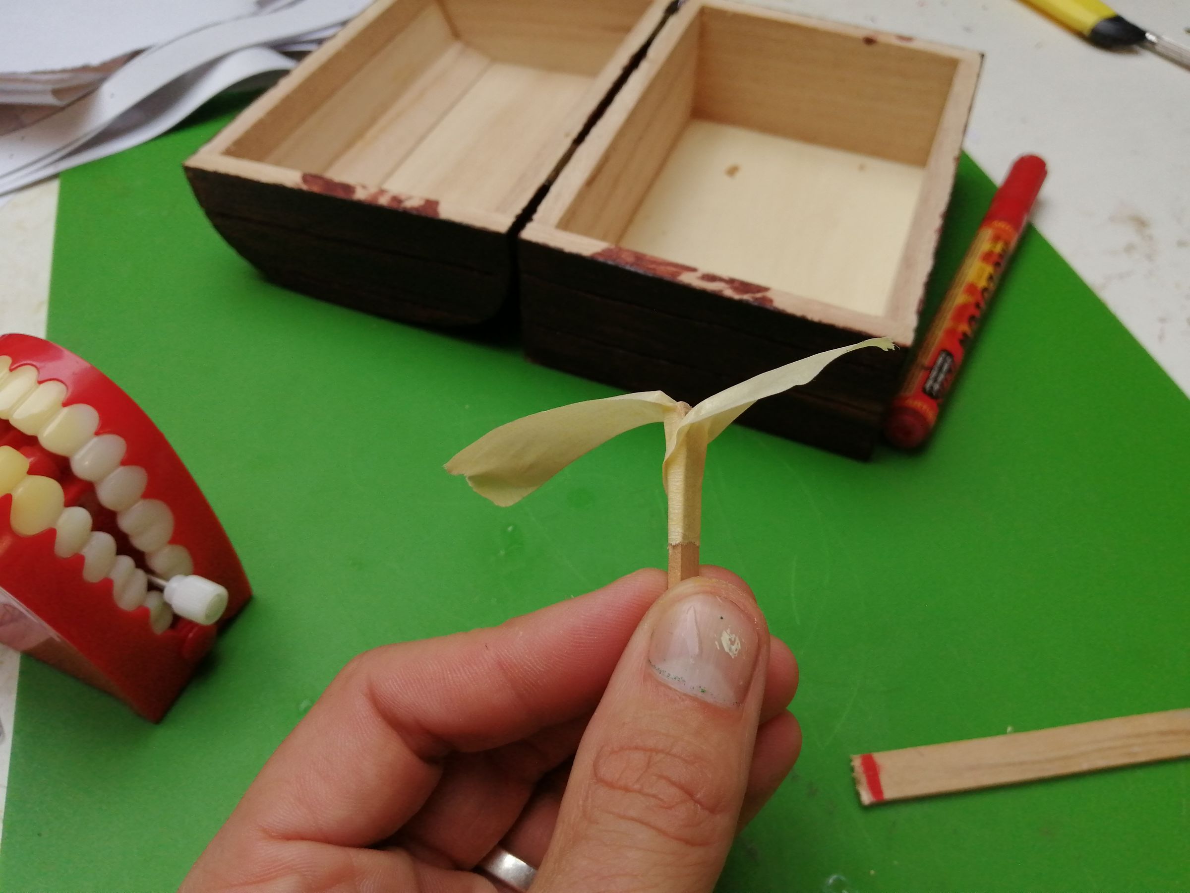 Jump Scare Box (cheap and Easy) (with Pictures) - Instructables