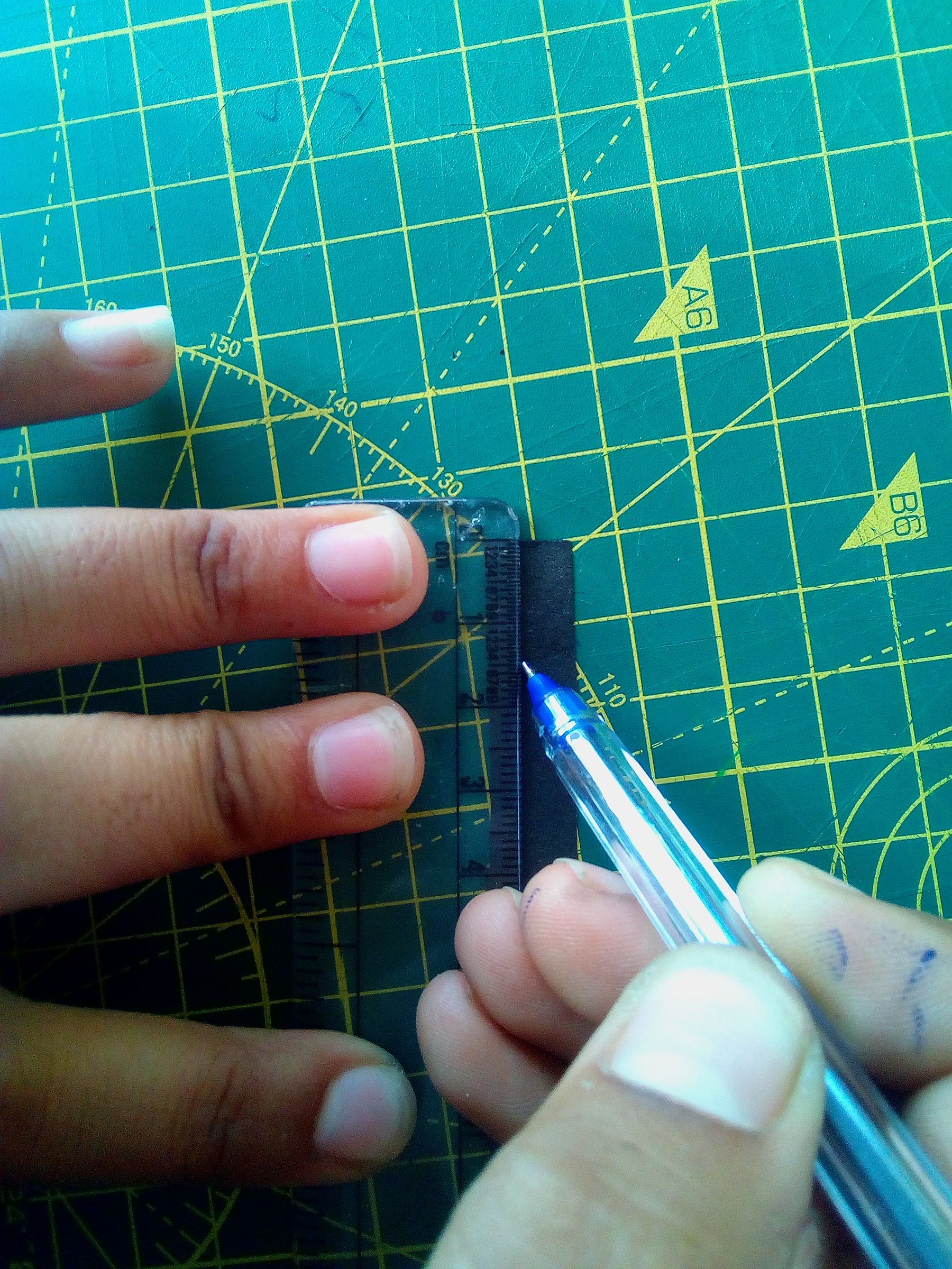 Origami Key Chain : 9 Steps (with Pictures) - Instructables