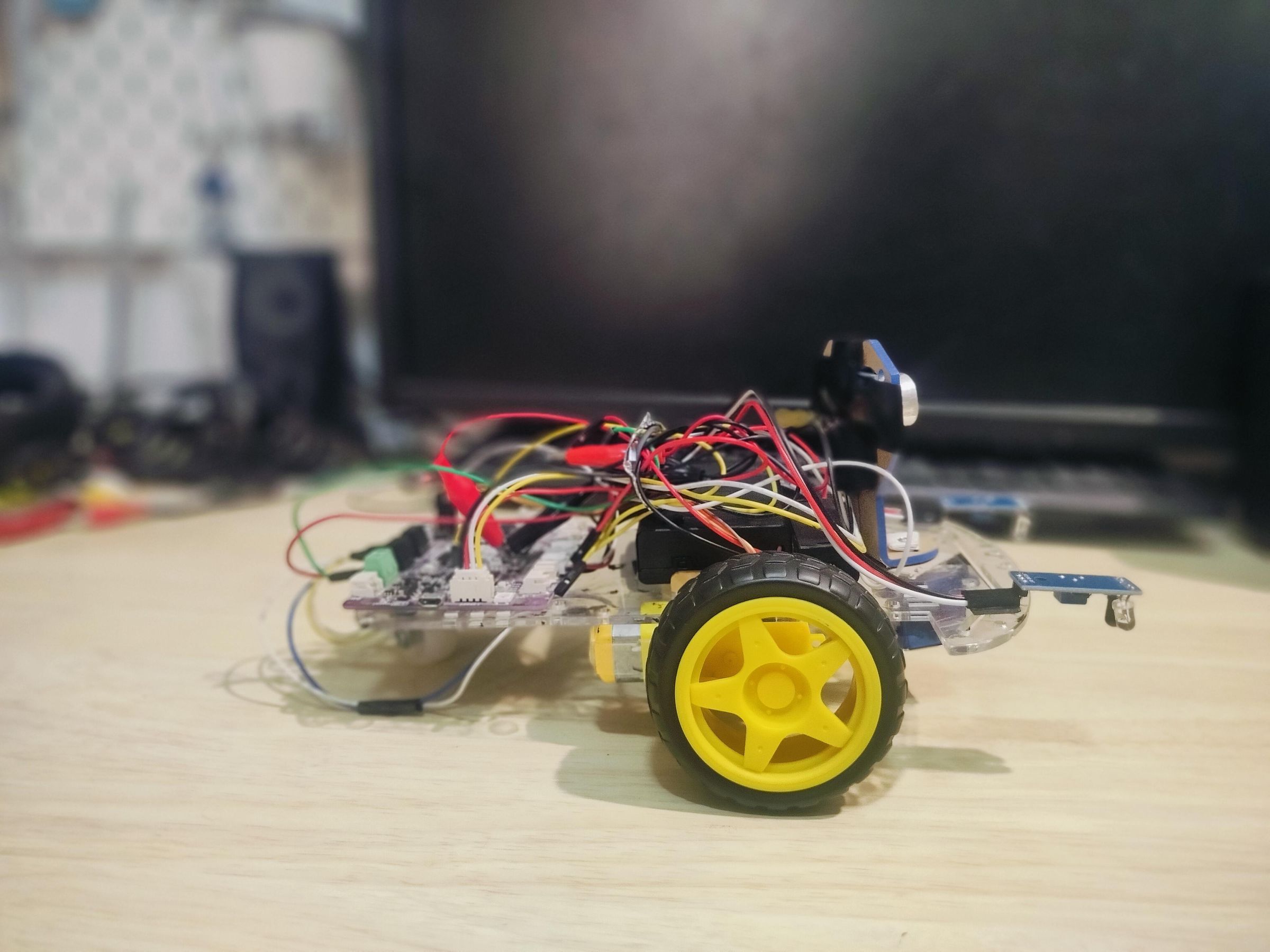 Obstacle and Cliff Detection Robotic Car : 6 Steps - Instructables