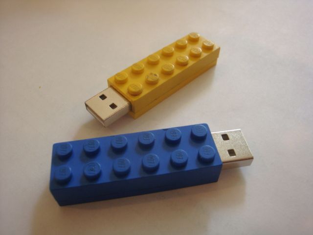 DIY Lego USB : 6 Steps - Instructables