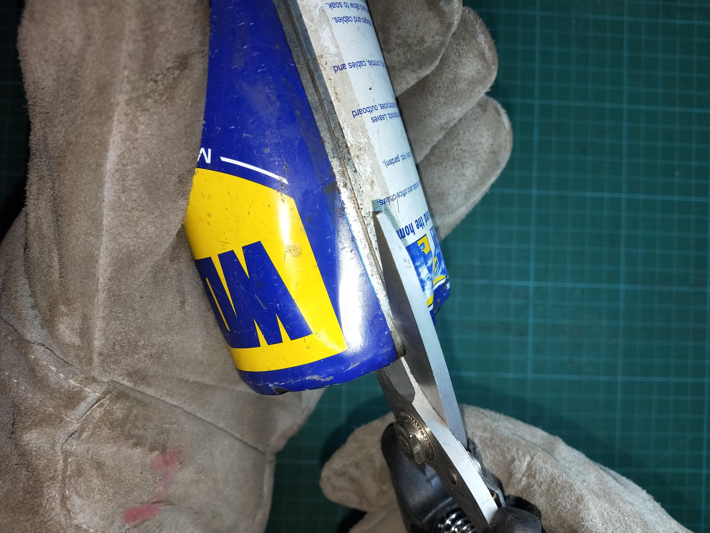 Unusual Uses for EMPTY Spray Can : 21 Steps (with Pictures) - Instructables