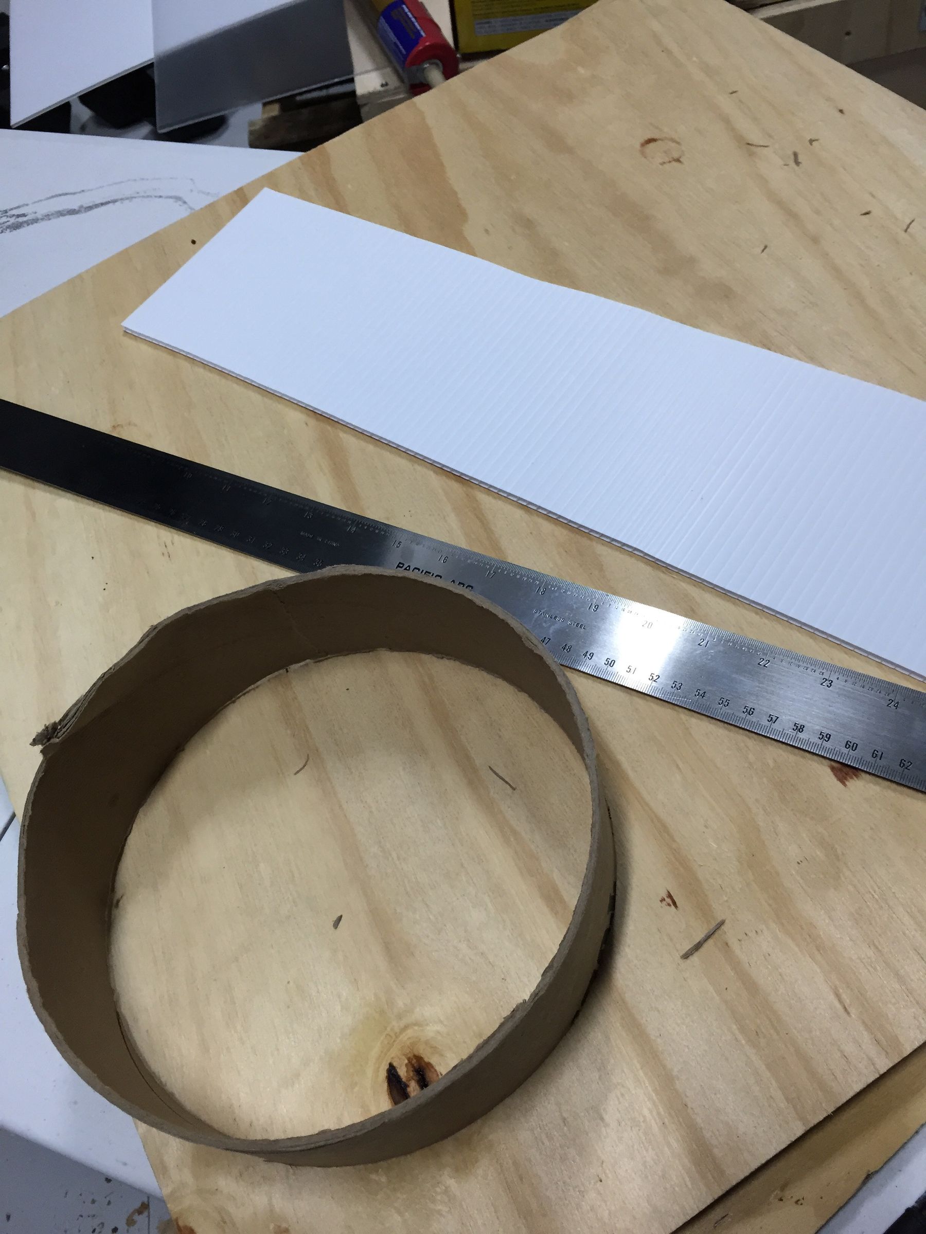 Quick Perfect Circle Jig : 5 Steps - Instructables