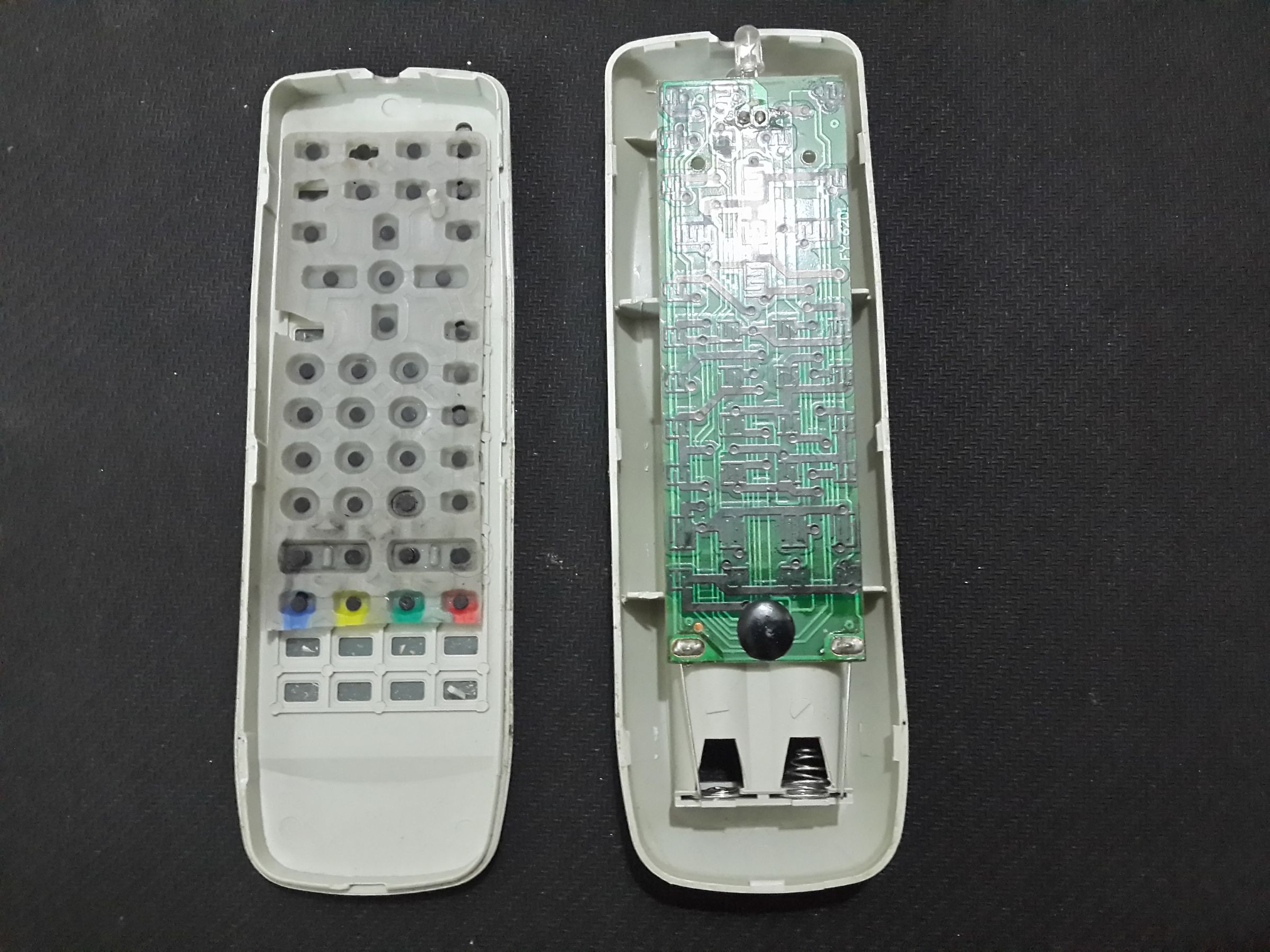 How to Repair a Remote Control : 5 Steps - Instructables