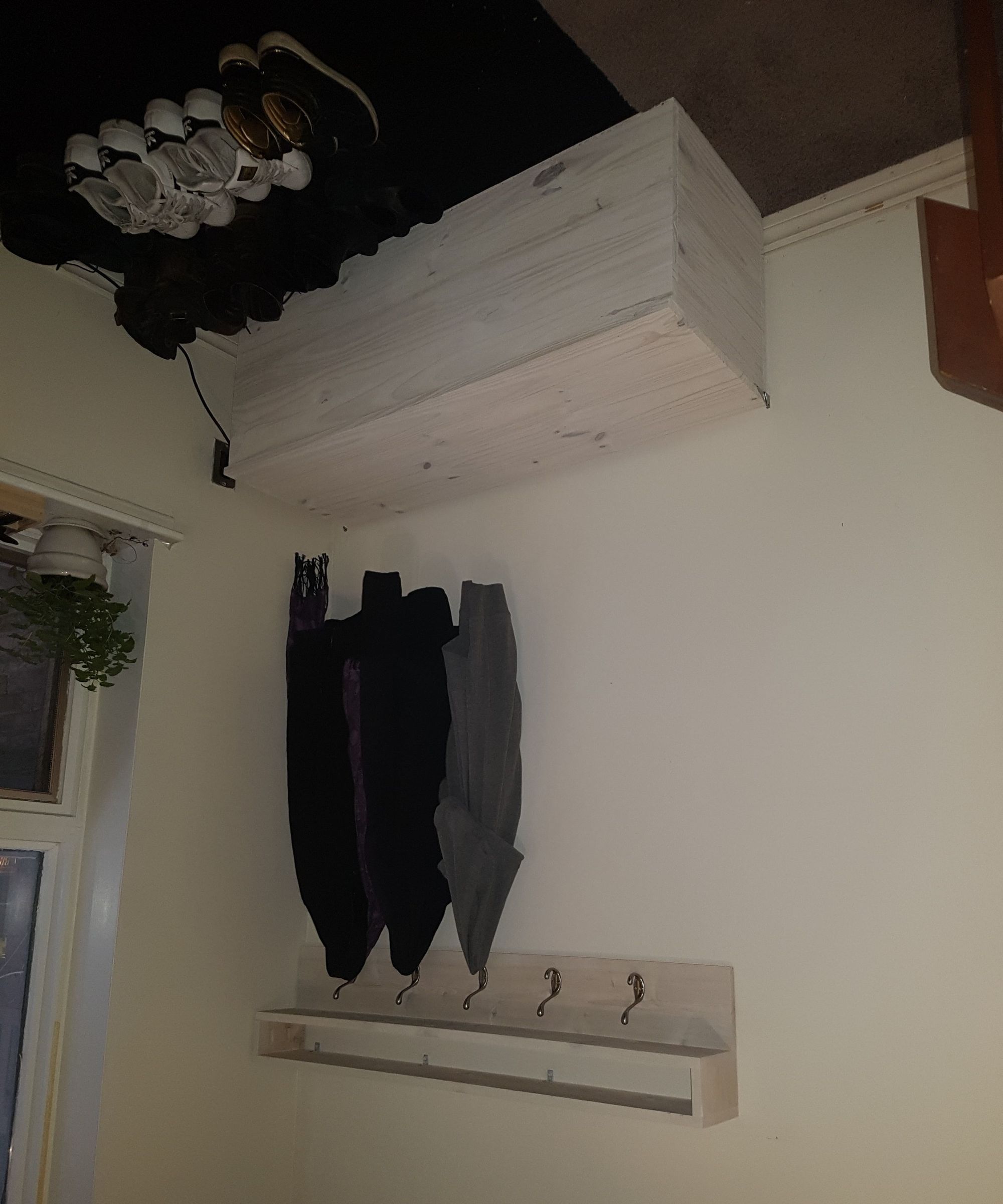 Coat Hanger - Instructables